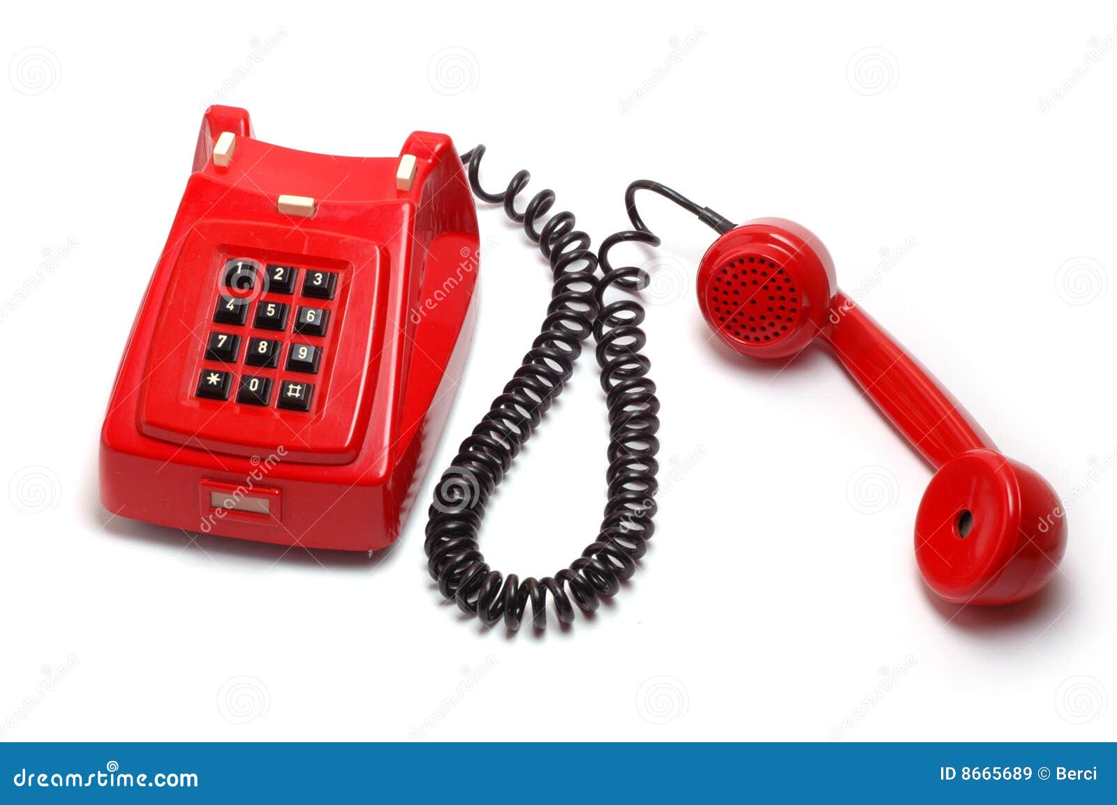 Oude rode telefoon stock afbeelding. Image of plastiek - 8665689