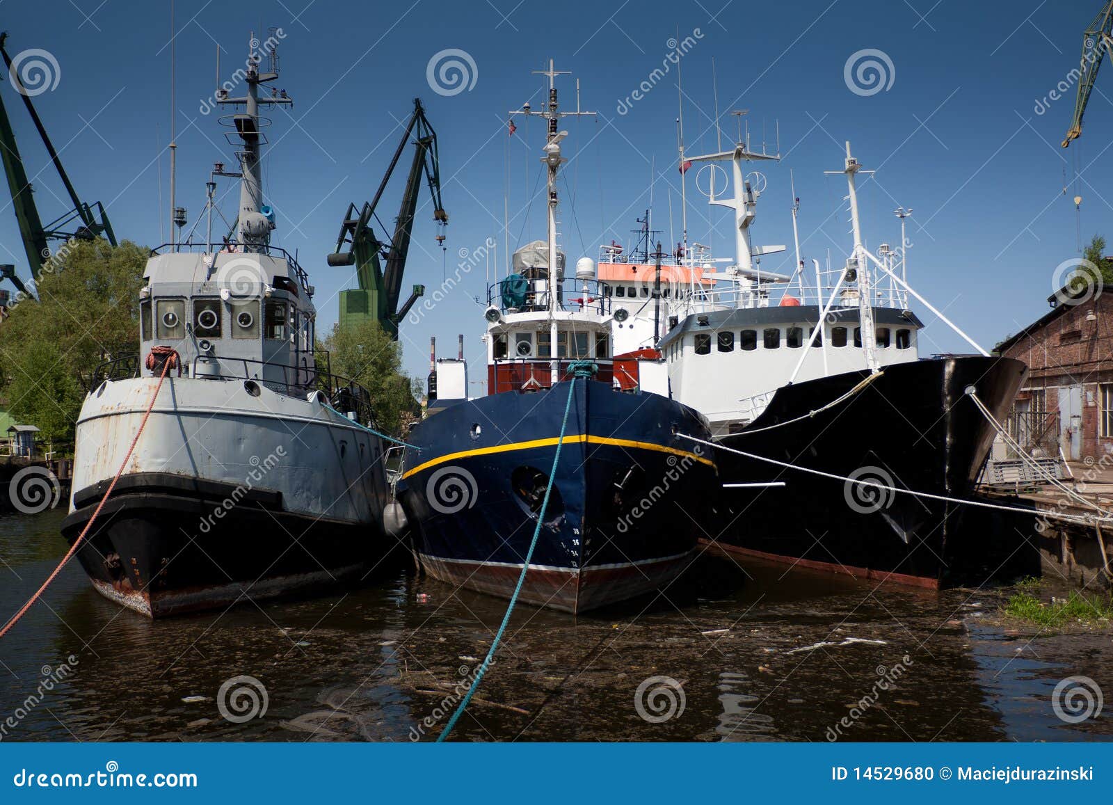 Oude schepen stock foto. Image of dokken, schip, schepen - 14529680