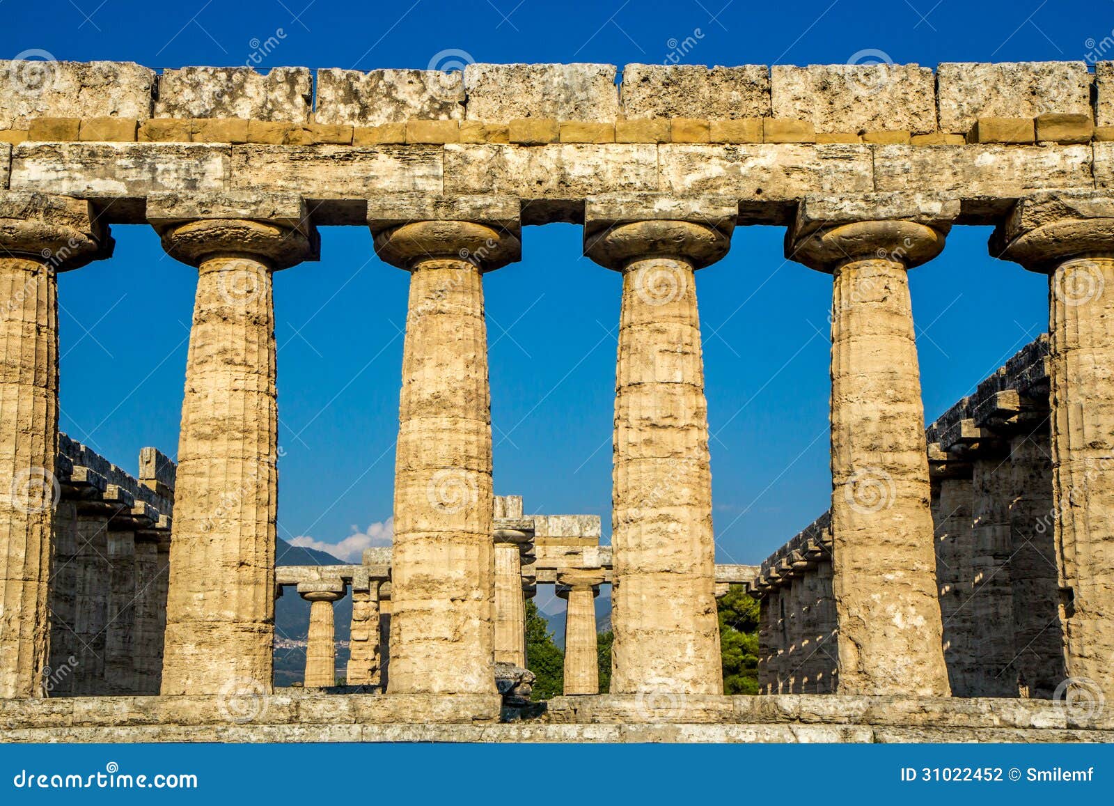 Oude Tempel Van Hera in Paestum Italië Stock Foto - Image of steen ...