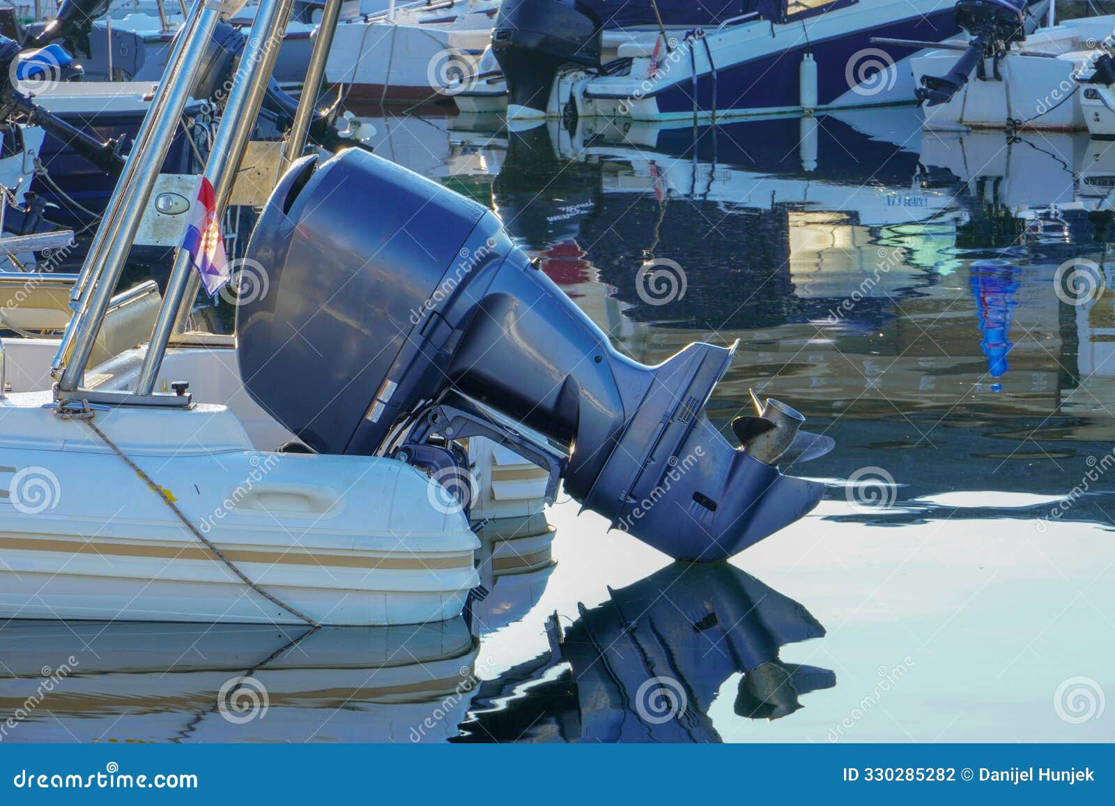 Outboard Engine on the Plastic Boat Stock Photo - Image of wing, deck ...