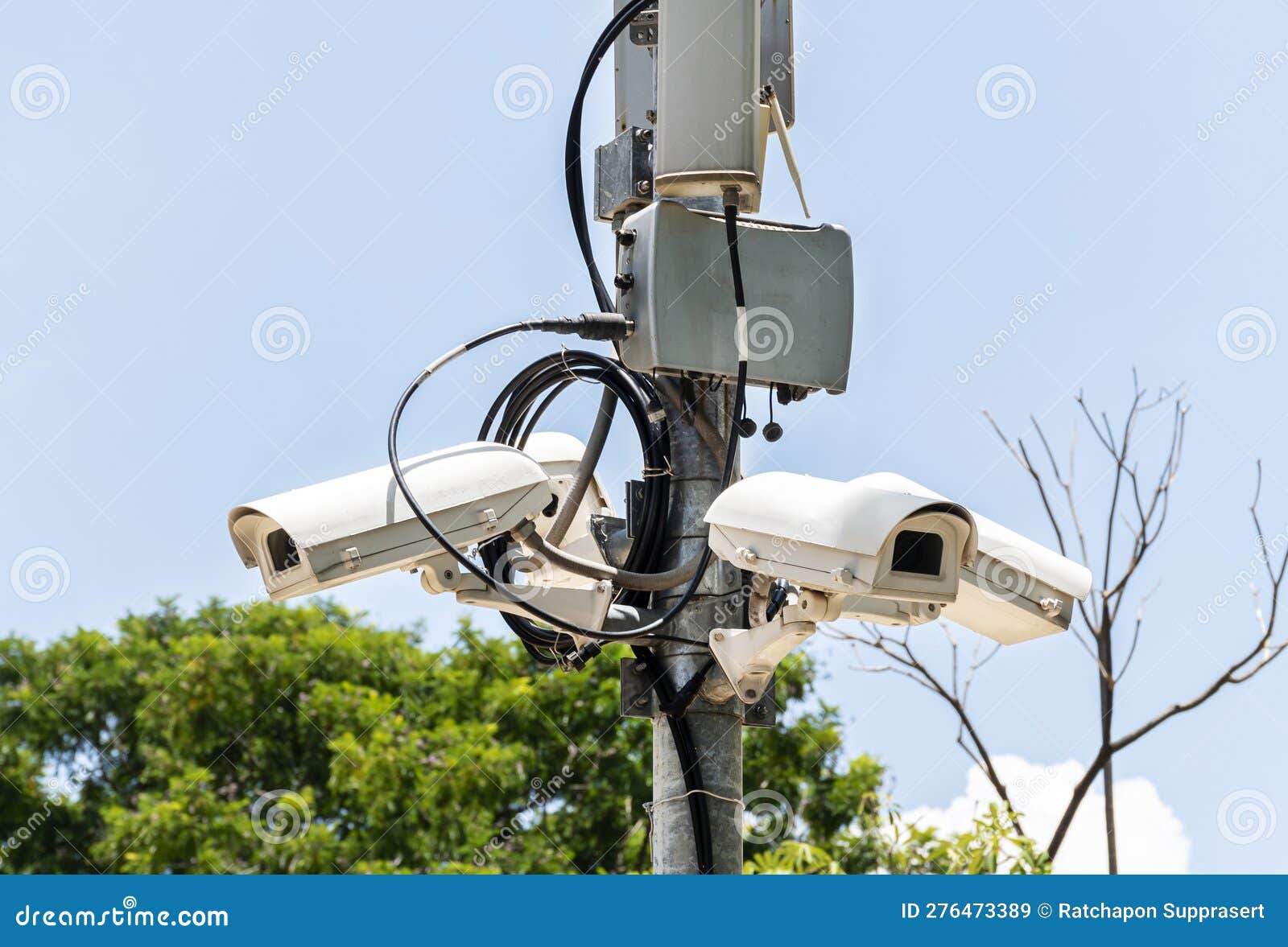 Outdoor CCTV on Pole in Park Stock Image - Image of copy, cctv: 276473389