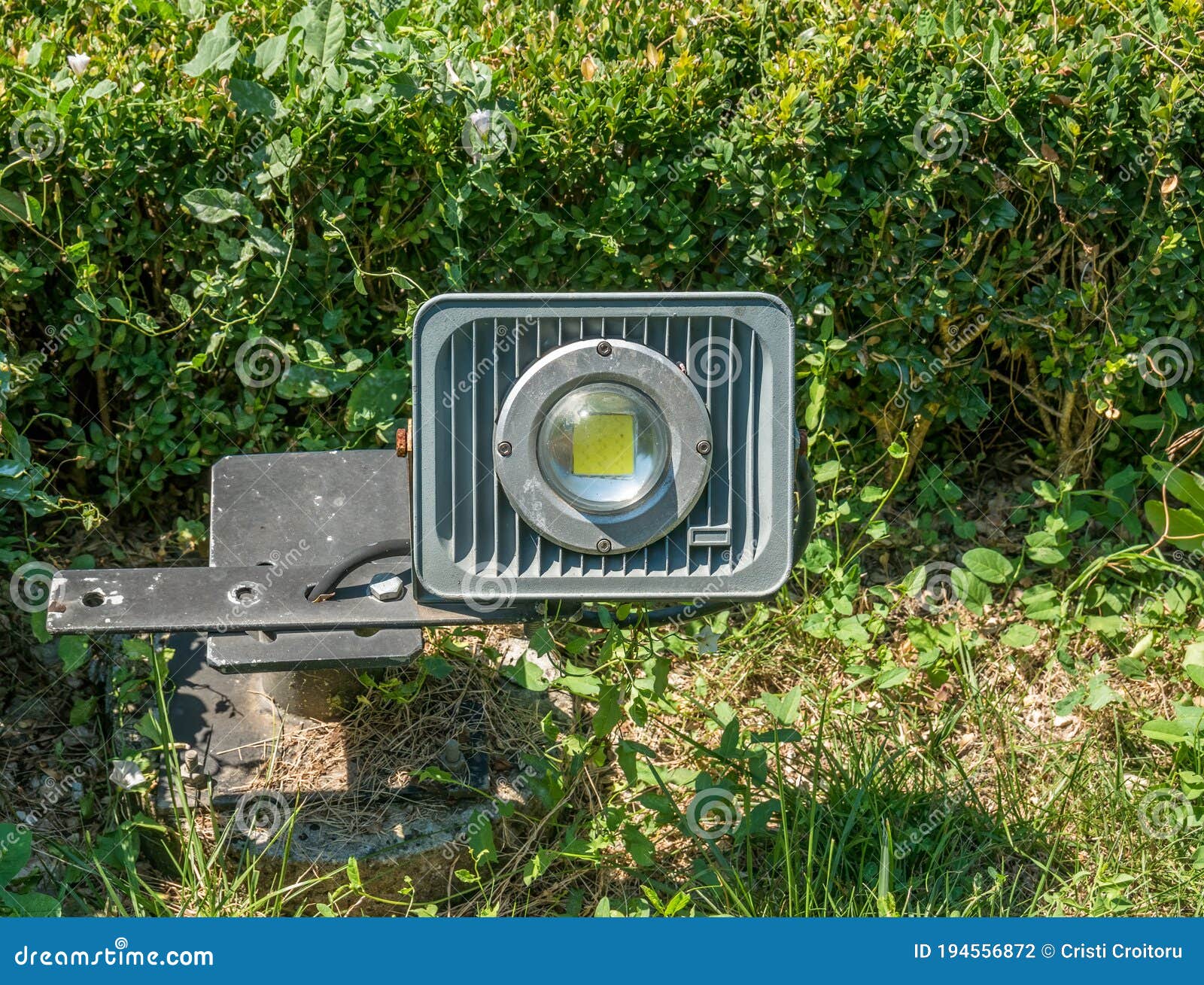 Outdoor Electric Lightsource. LED Lamp for Outdoor Directional Light ...