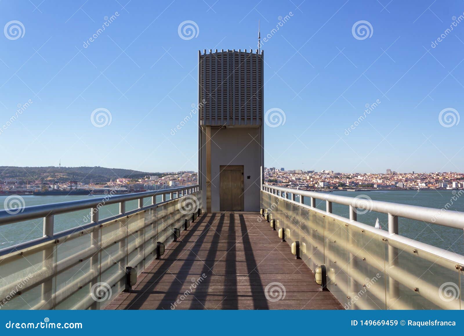 Outdoor Elevator with a View Stock Image - Image of cliff, portugal ...