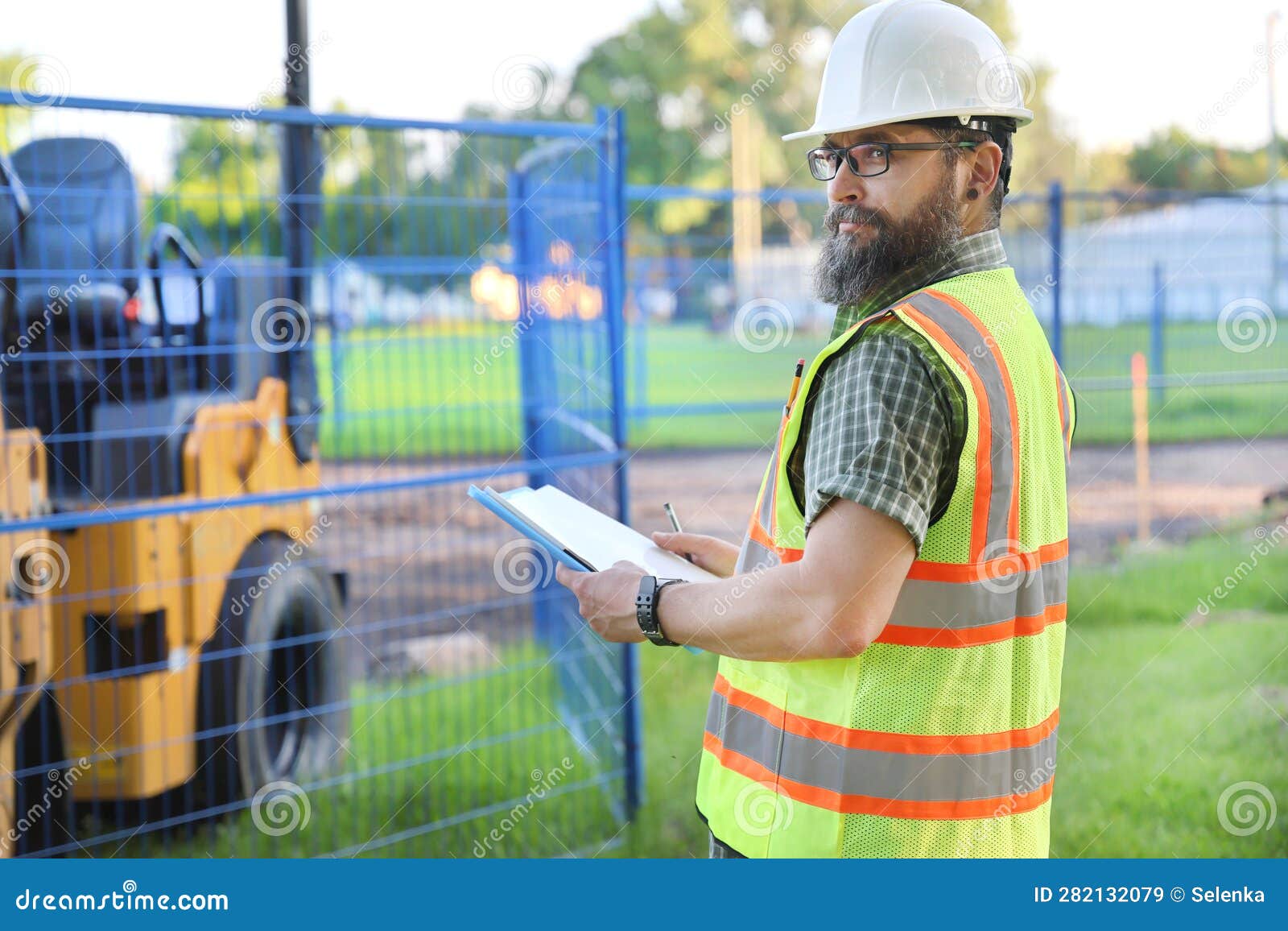 Outdoor Engineer Portrait, Construction Worker Stock Image - Image of ...