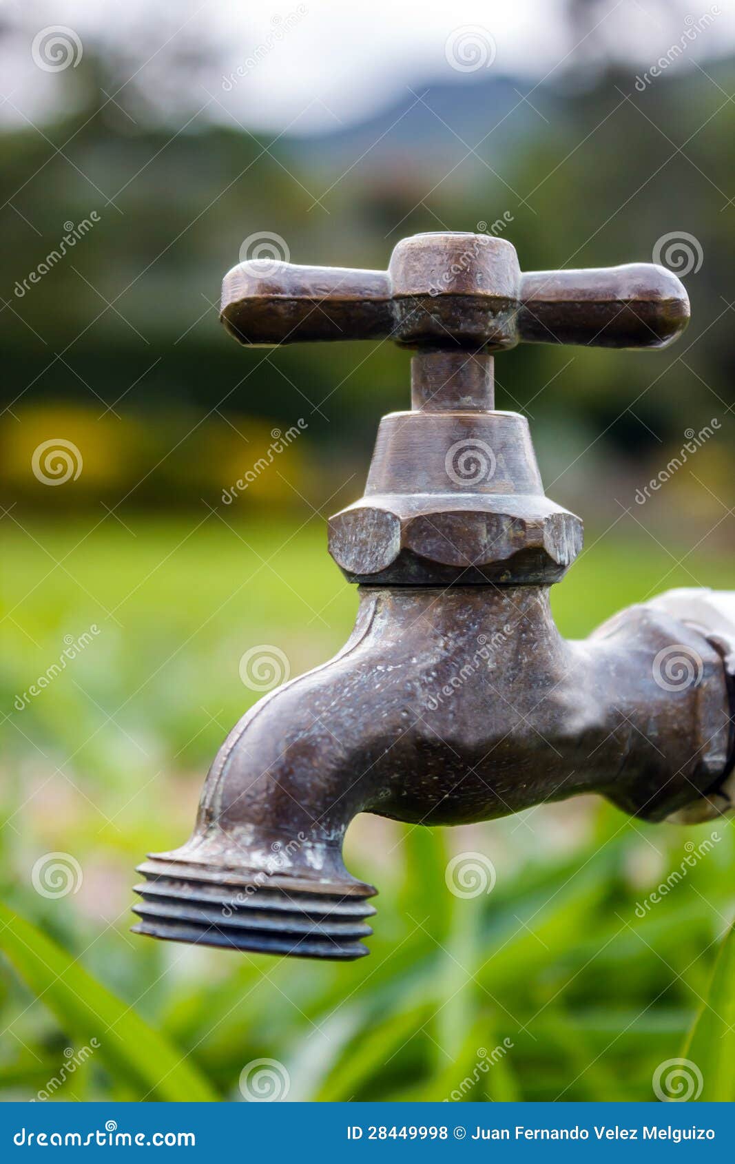 Outdoor Faucet Royalty Free Stock Photos - Image: 28449998