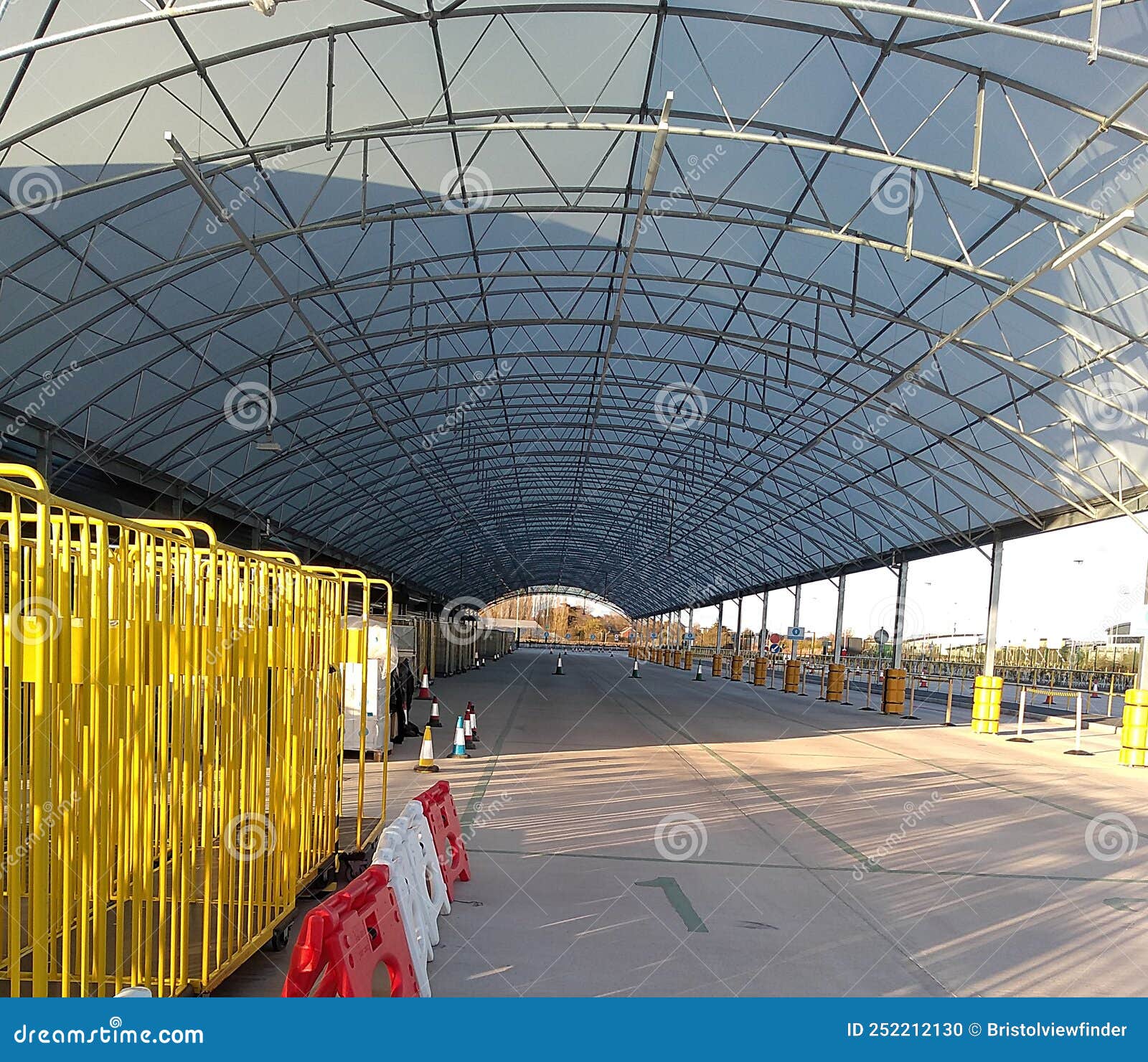 Outdoor Long Open Sided Warehouse Canopy Loading Area Editorial Image ...