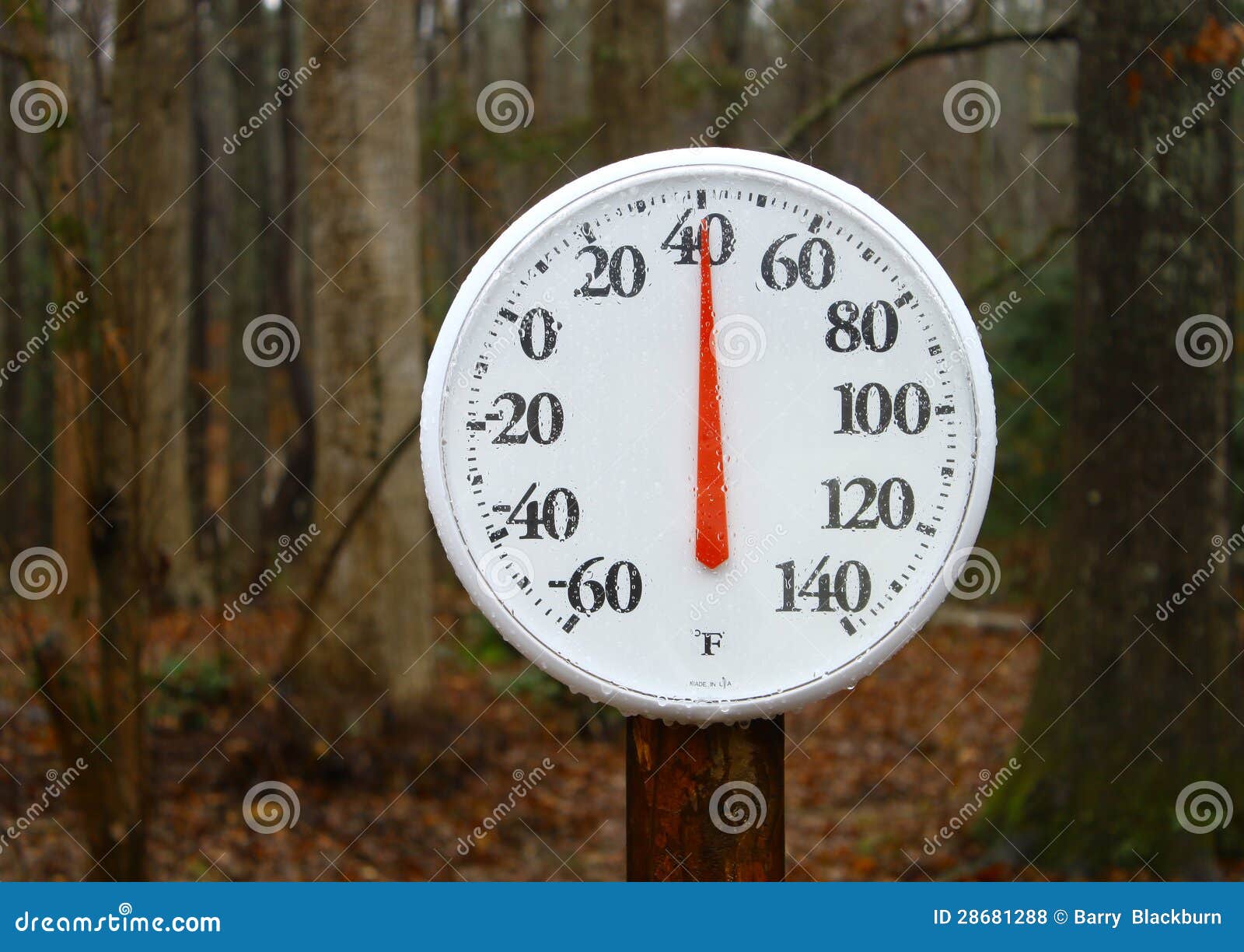 Outdoor spring thermometer stock photo. Image of reading - 28681288