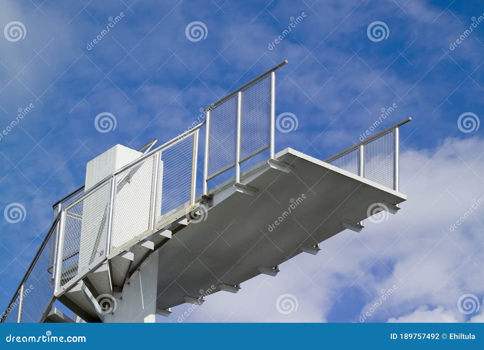 1,170 Diving Empty Pool Stock Photos - Free & Royalty-Free Stock Photos ...