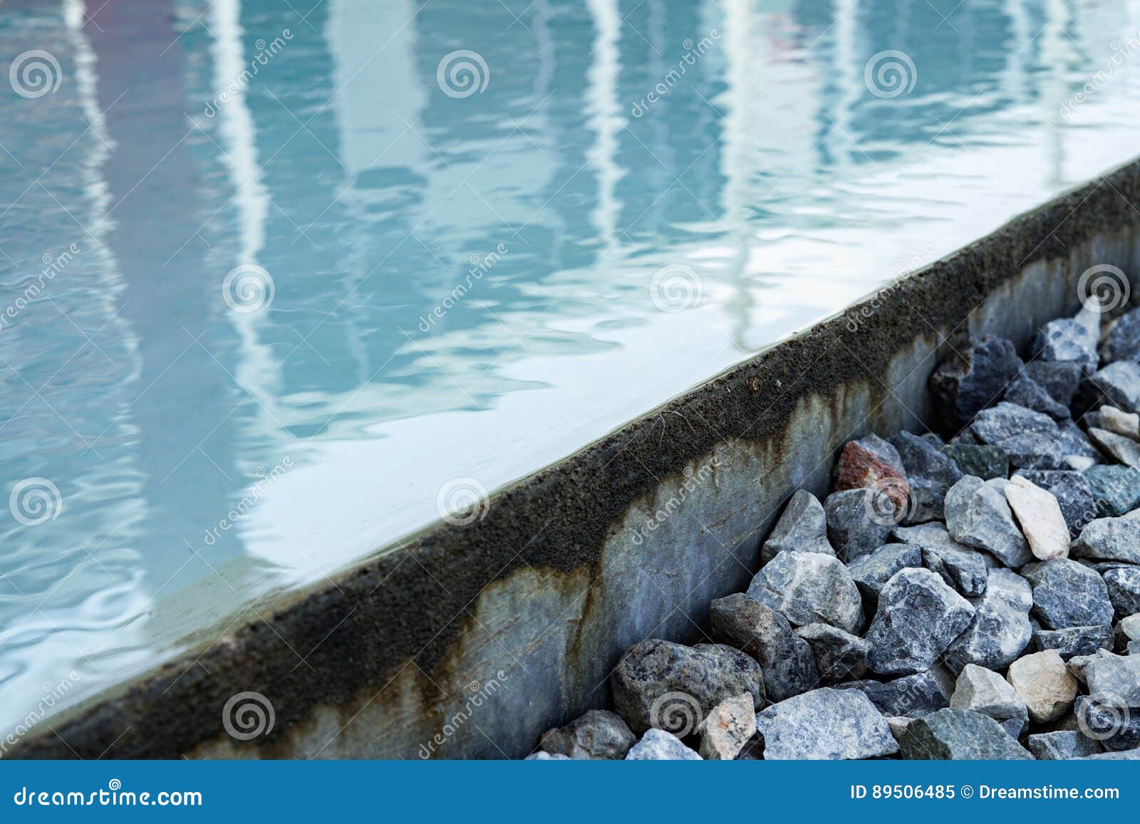 Edge Of Overflow Swimming Pool. Water Cascade Stock Photography ...