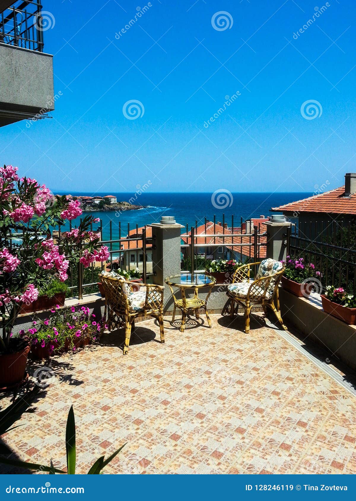 Outdoor terrace cafe stock image. Image of atlantic - 128246119