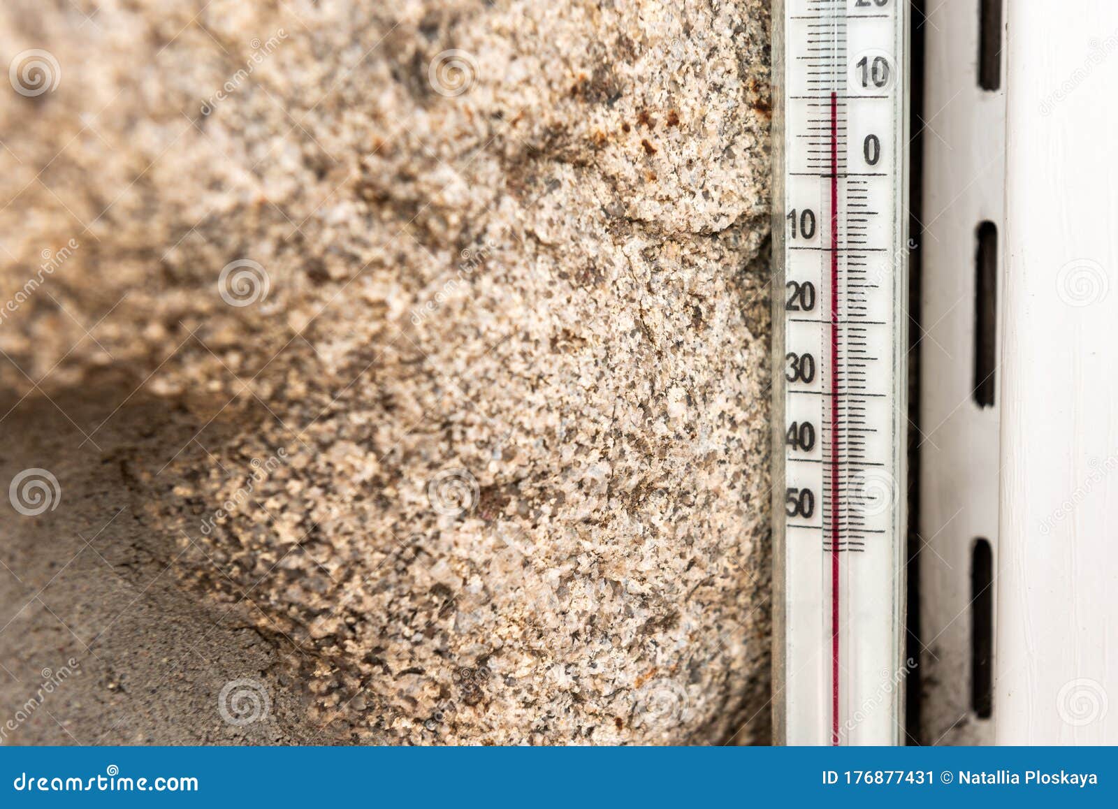 Outdoor Thermometer 10 Degrees Celsius Stock Image - Image of macro ...