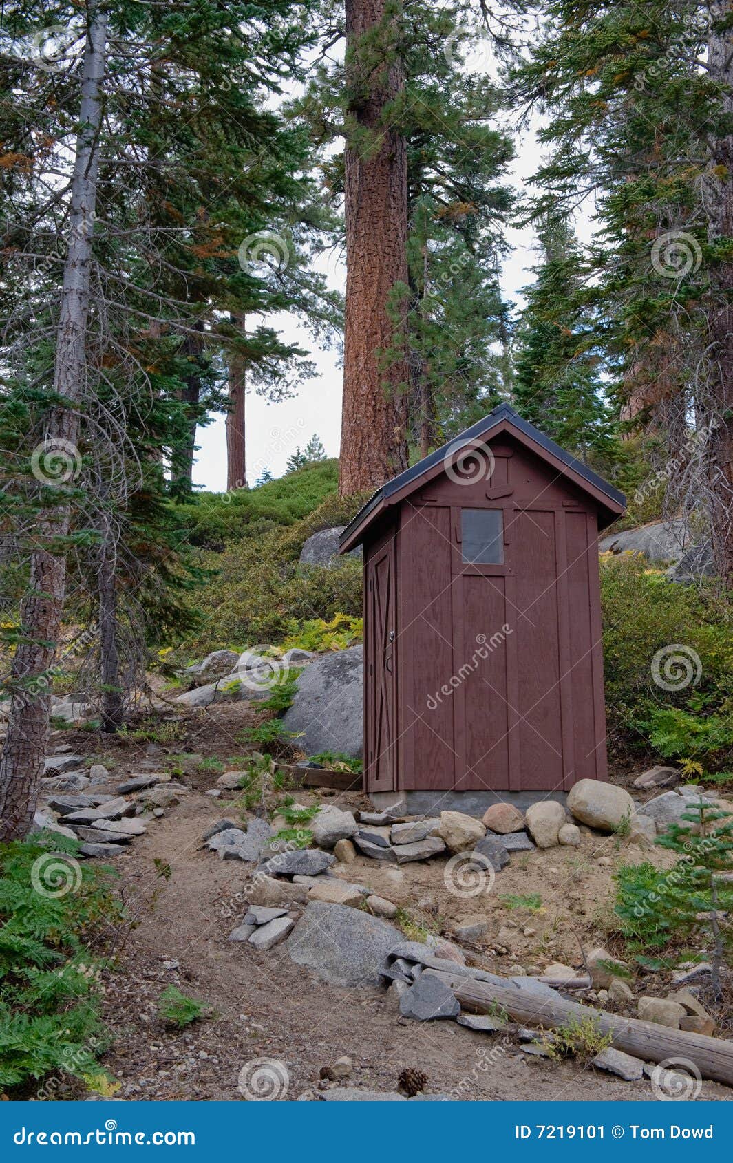 Outdoor Pit Toilet Outhouse Bathroom Biffy Structure Backcountry ...