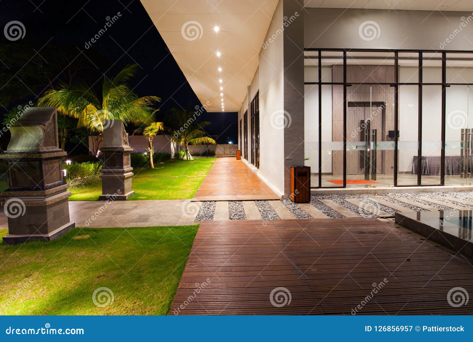 Outdoor View of Modern Restaurant Building Stock Image - Image of ...