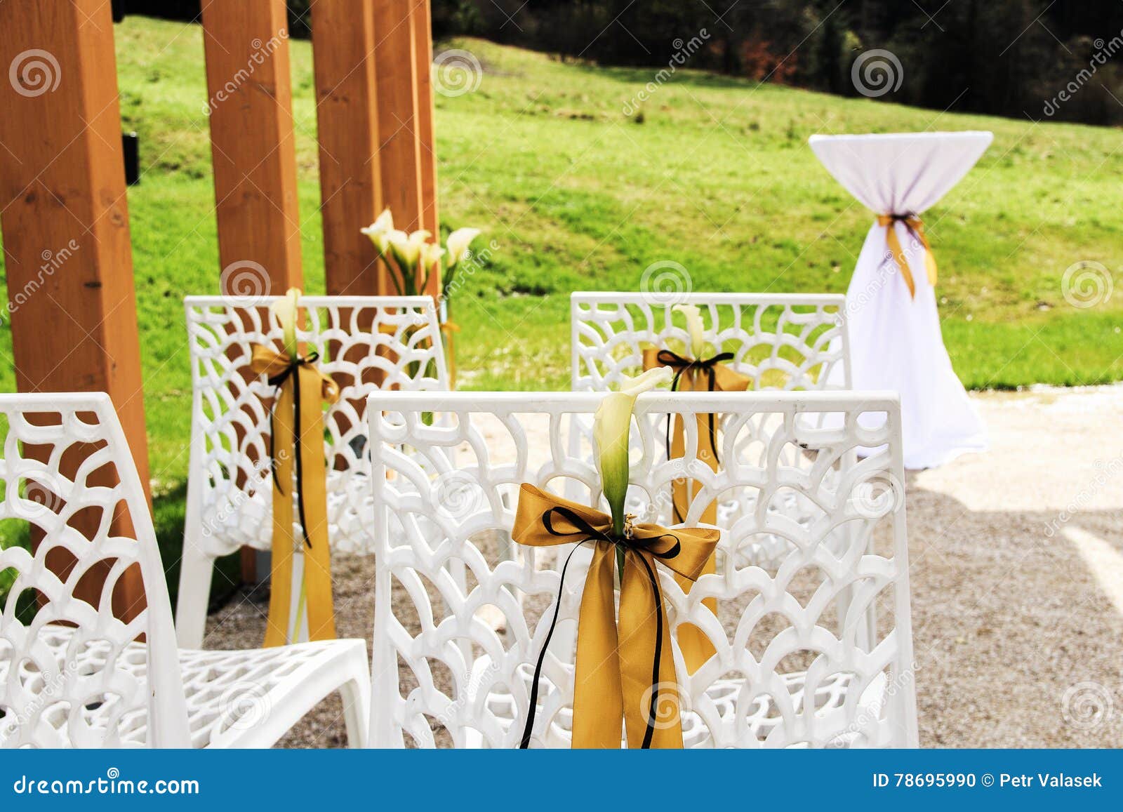 Outdoor wedding scene stock photo. Image of bouquet, gathering - 78695990