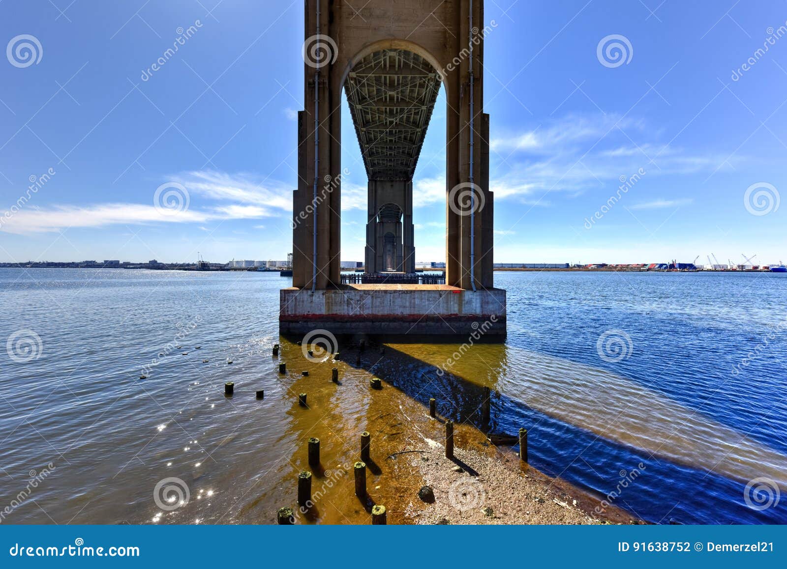 Outerbridge Crossing stock photo. Image of arch, river - 91638752