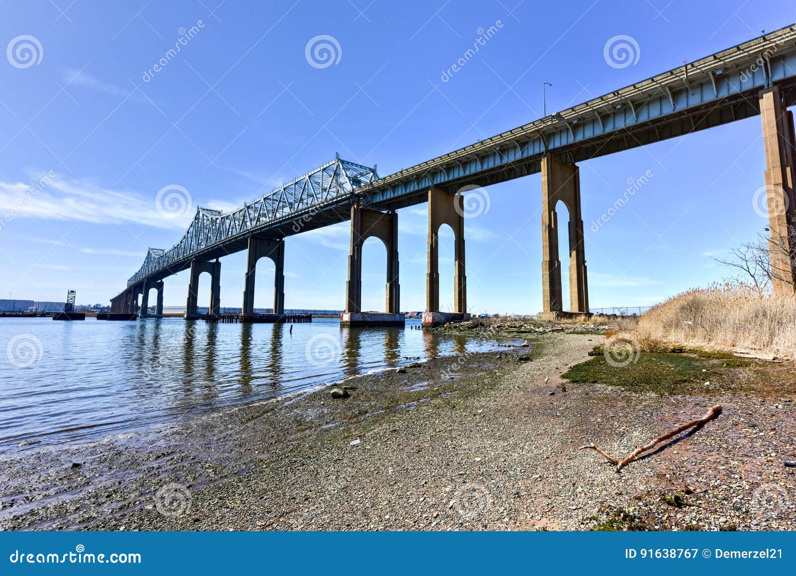 Outerbridge Crossing stock image. Image of engineering - 91638767