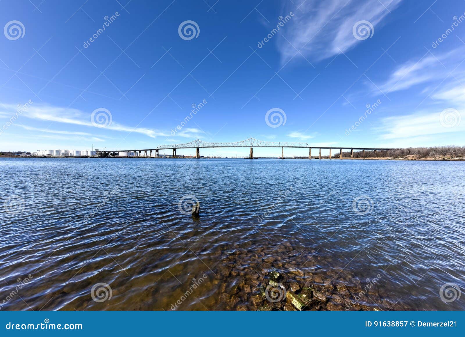 Outerbridge Crossing stock image. Image of bridge, kill - 91638857