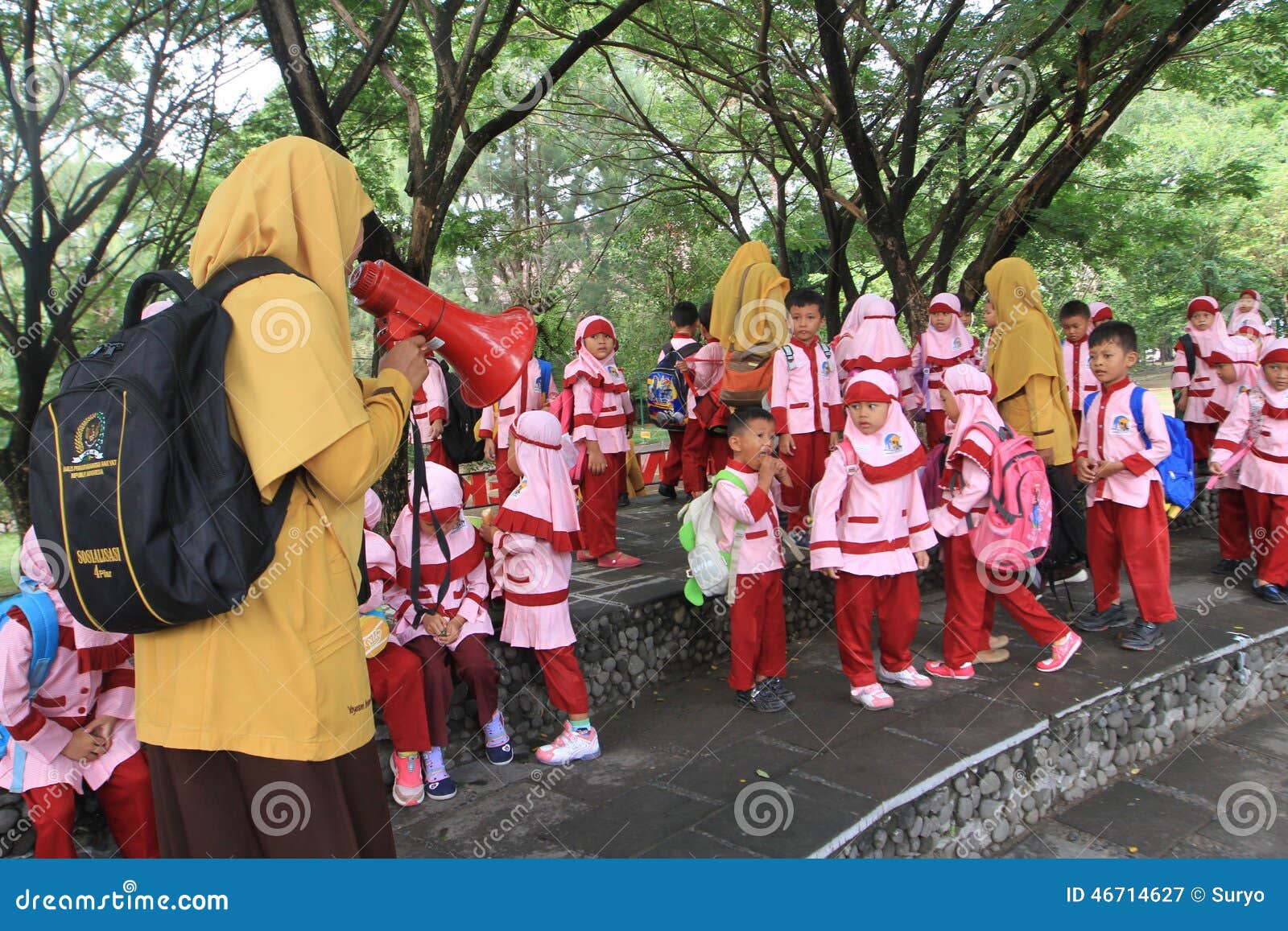 Outing class editorial photography. Image of city, learning - 46714627