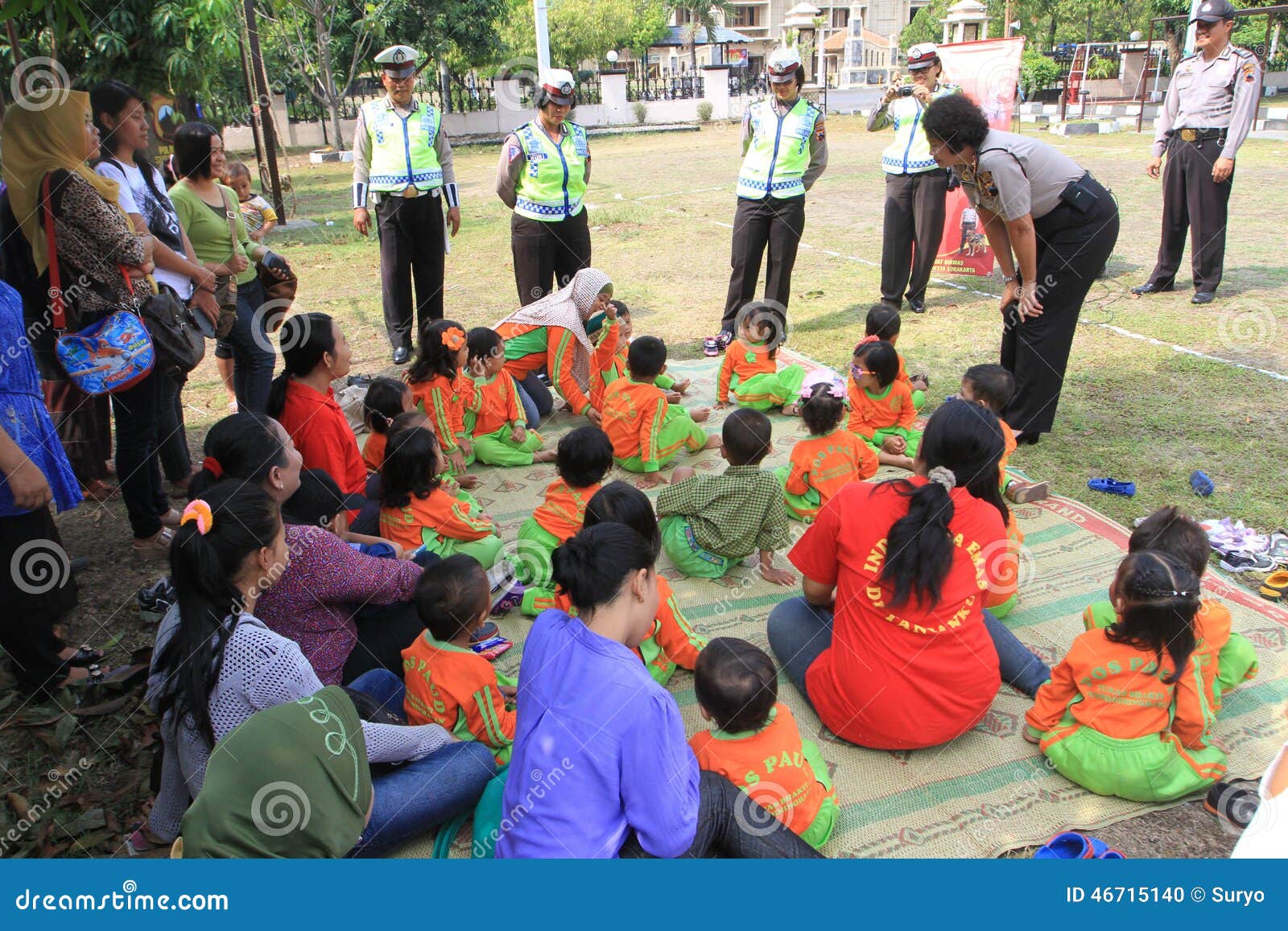 Outing class editorial image. Image of visiting, city - 46715140