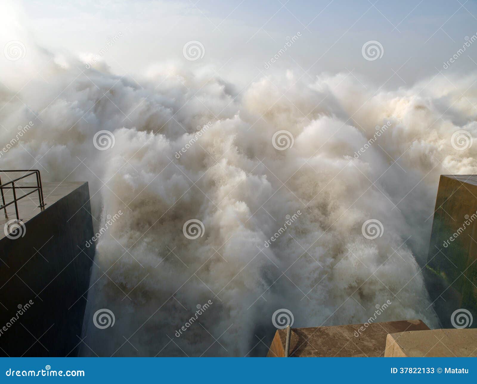 The Outlet of the Merowe Hydroelectric Power Station Stock Image ...