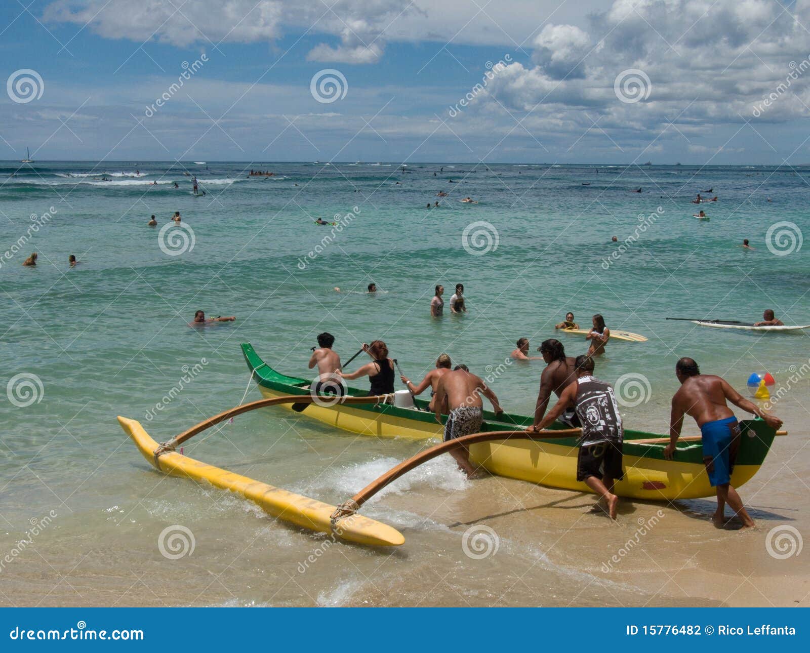 Outrigger Canoe editorial photography. Image of beach - 15776482