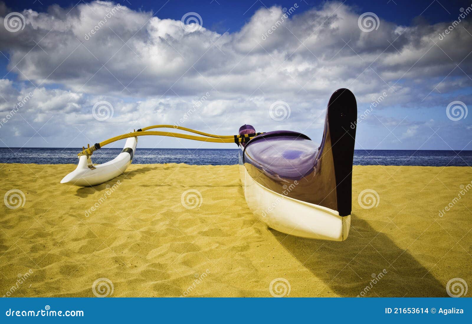 Outrigger Canoe stock photo. Image of makaha, scull, boat - 21653614
