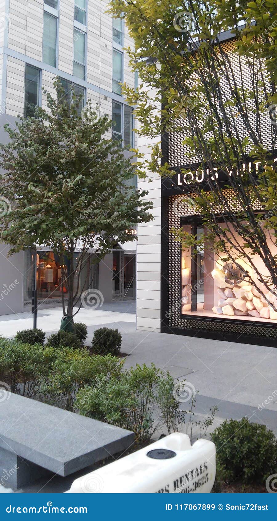 Outside Mall editorial stock image. Image of pretty - 117067899