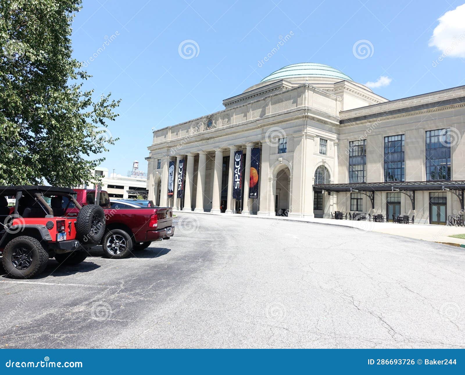 Outside Structure of the Science and Space Museum Editorial Photo ...