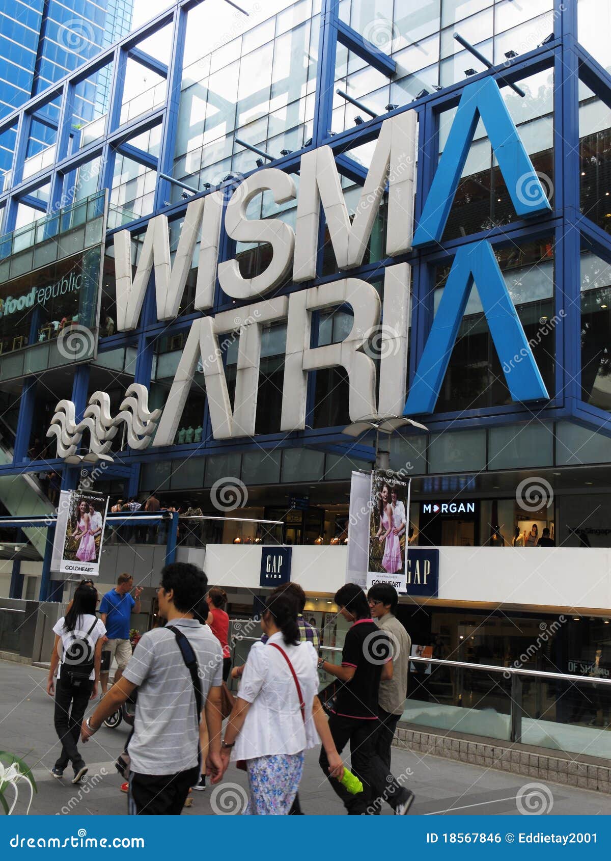 Outside Wisma Atria mall editorial photo. Image of brand - 18567846