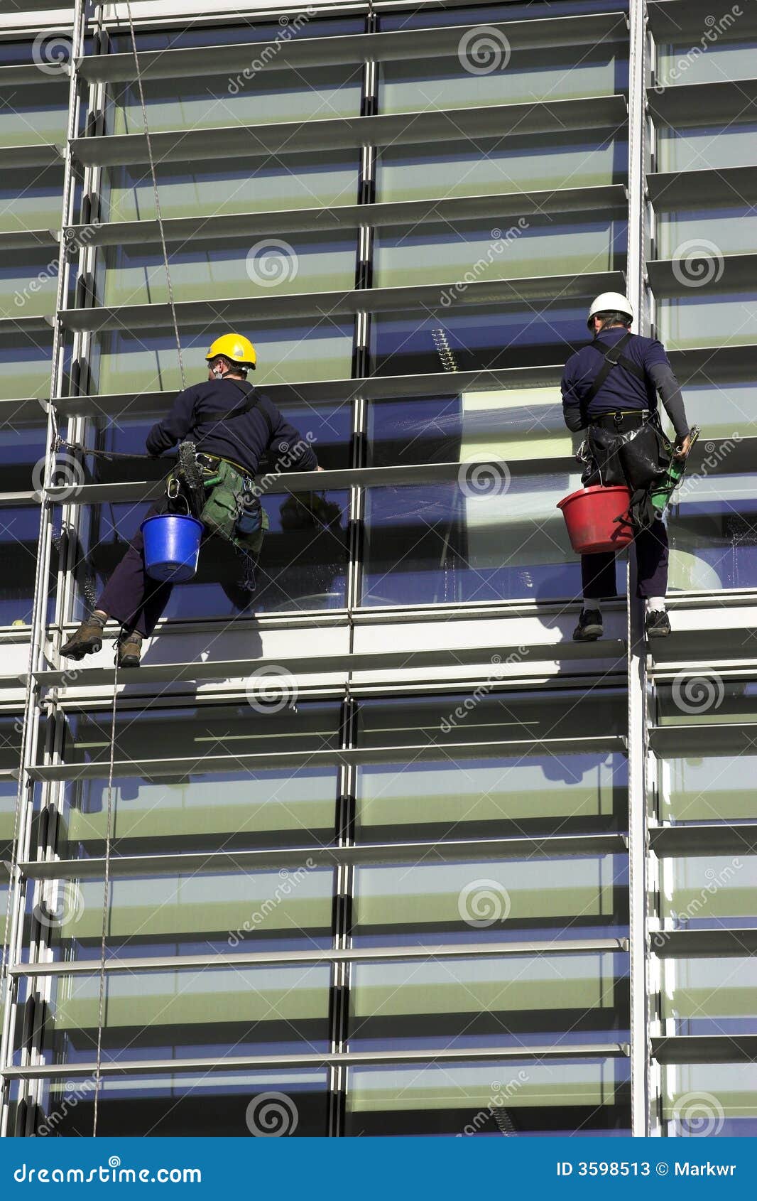 Ouvriers Abseiling Une Construction Image stock - Image of propre ...