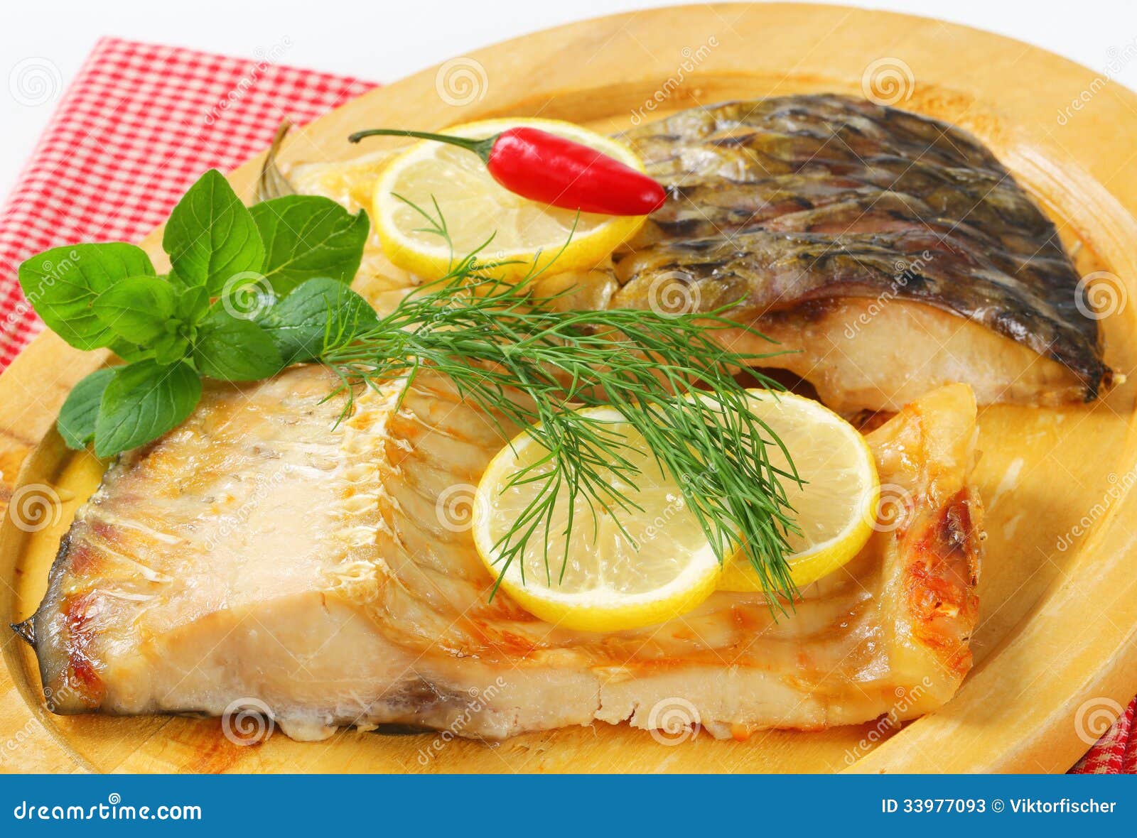 Oven baked carp fillet stock image. Image of oven, closeup - 33977093