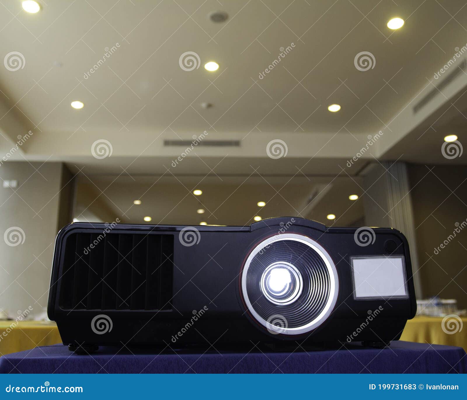 Over Head Projector on the Seminar Stock Image - Image of modern, paper ...