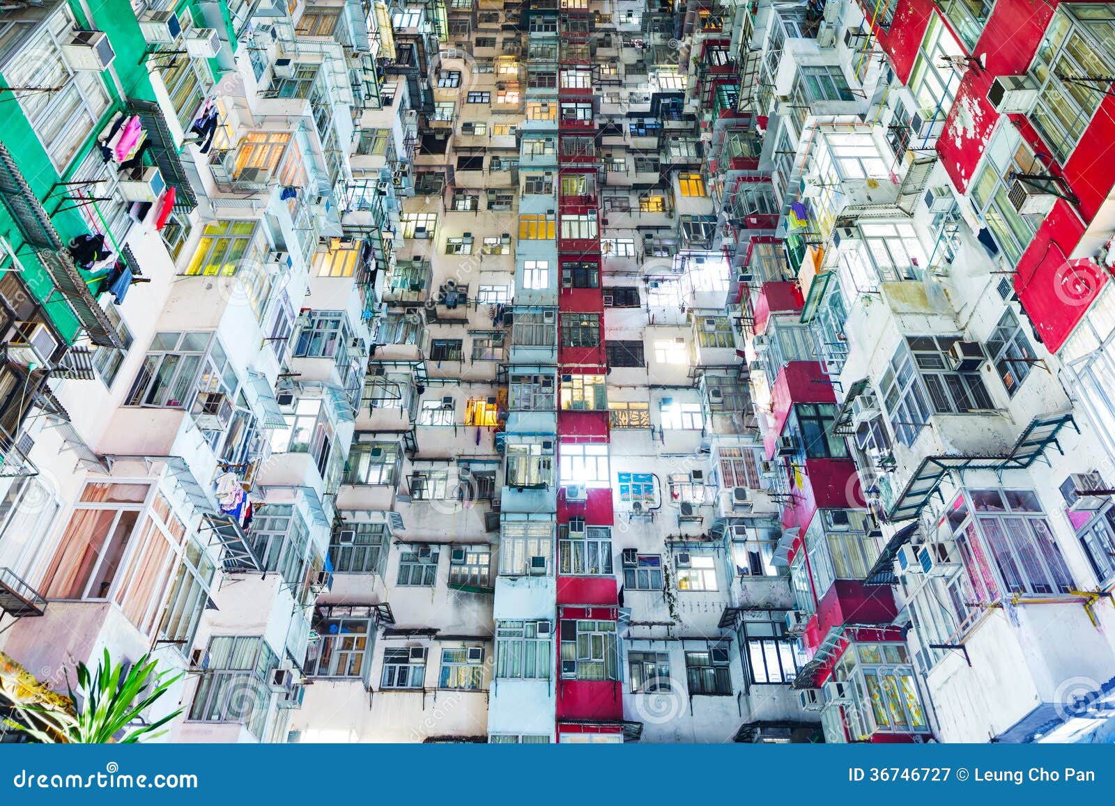 Overcrowded Building in Hong Kong Stock Image - Image of kong, hong ...