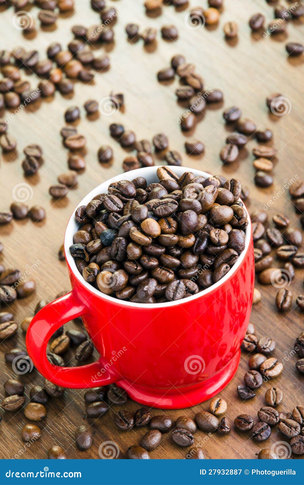 Overfilled coffee cup stock image. Image of freshness - 27932887