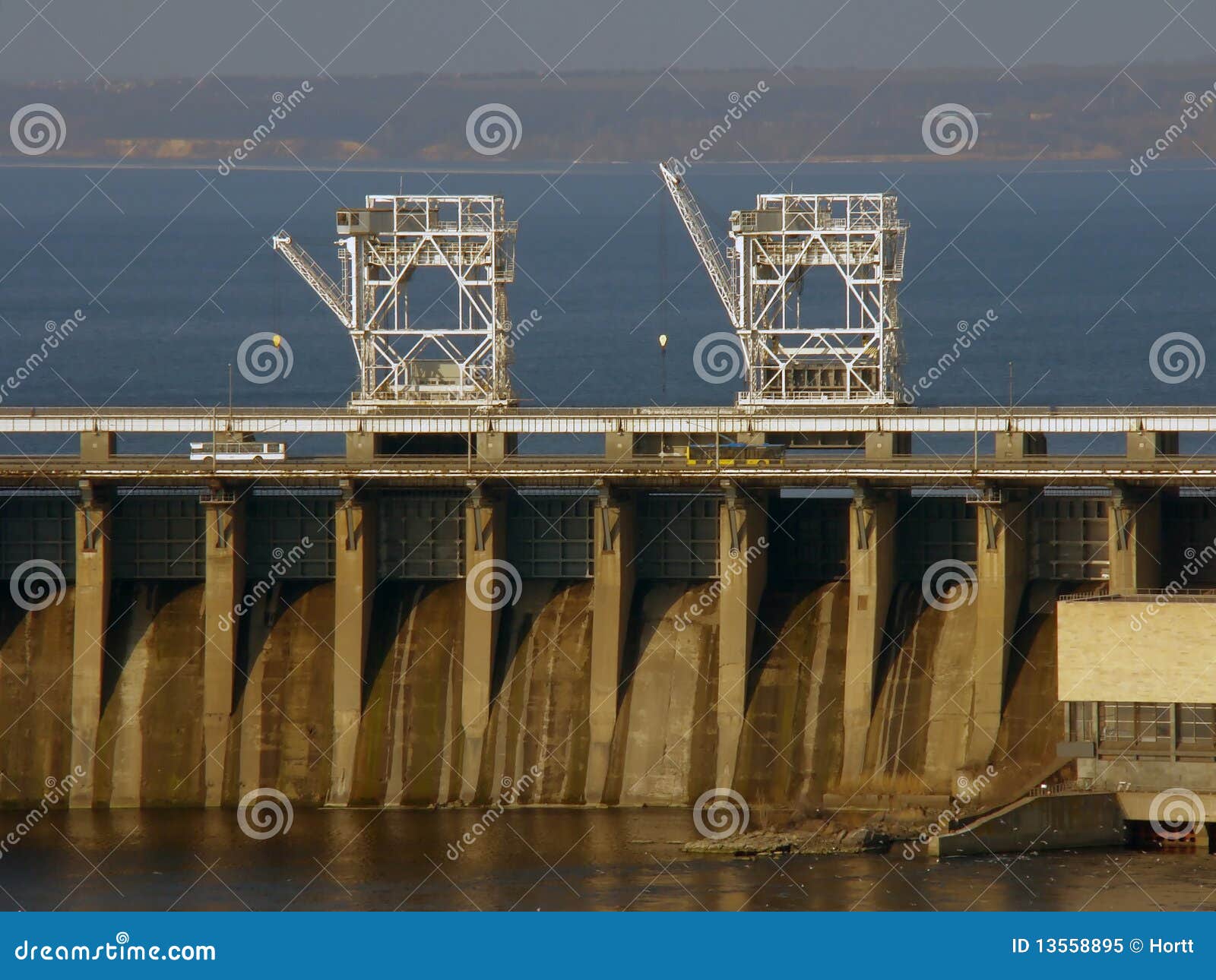 Overflow weir stock image. Image of construction, lake - 13558895