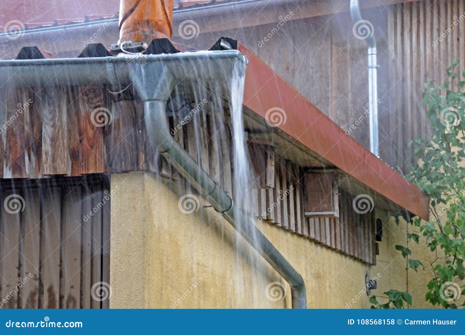 Overflowing Rain Pipe at Torrential Rain Stock Photo - Image of rain ...
