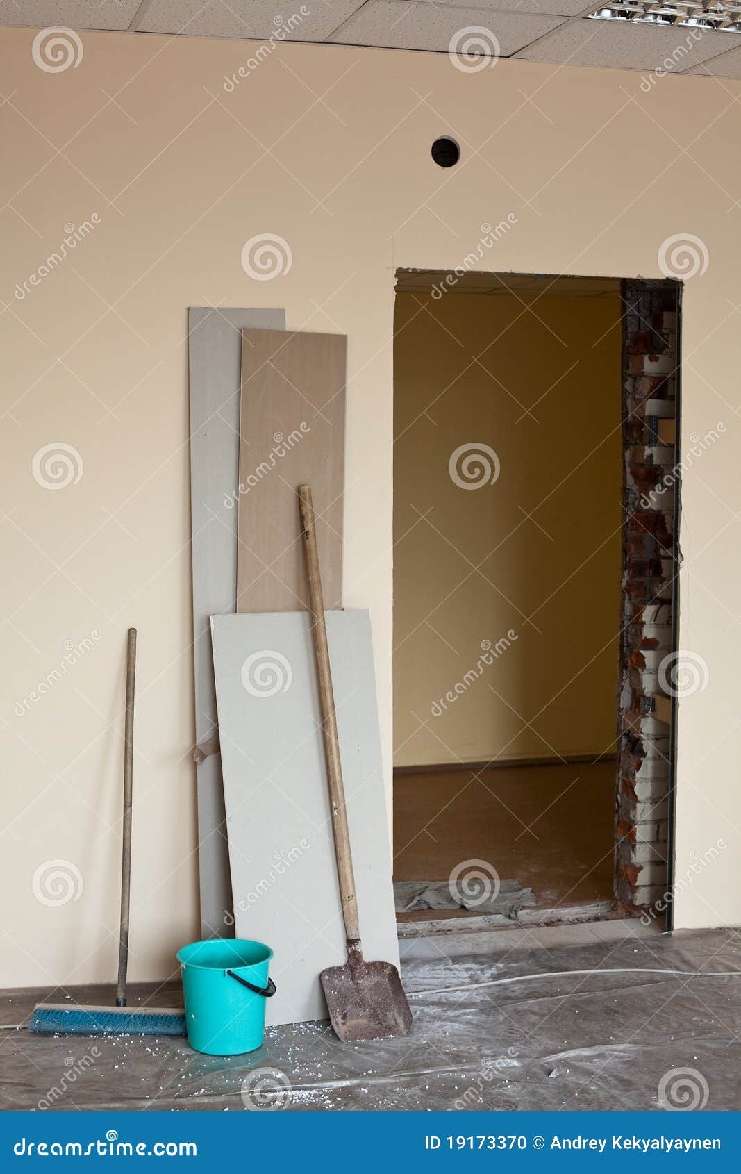 Overhaul in room stock photo. Image of construction, empty - 19173370