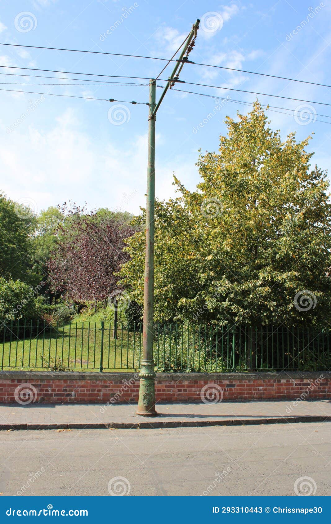 Overhead Tramway Cables, Green Pylon Stock Image - Image of danger ...