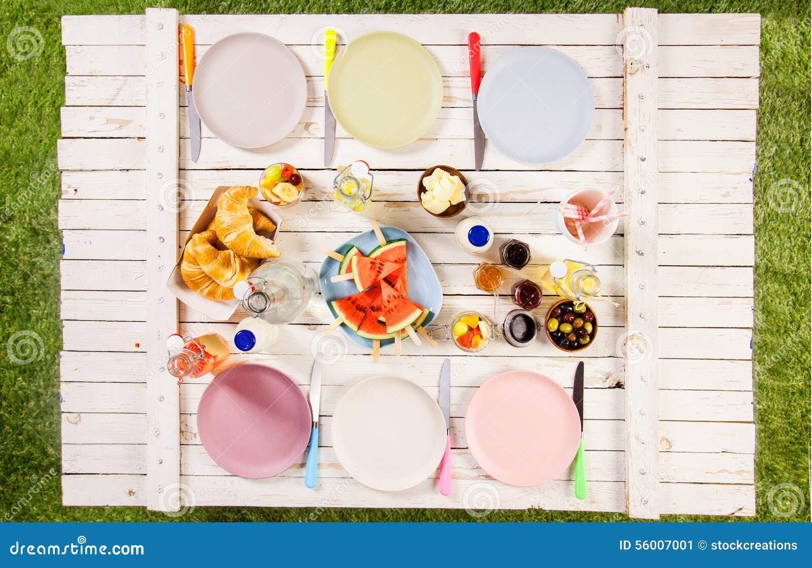 2,528 Overhead View Food Picnic Table Stock Photos - Free & Royalty ...