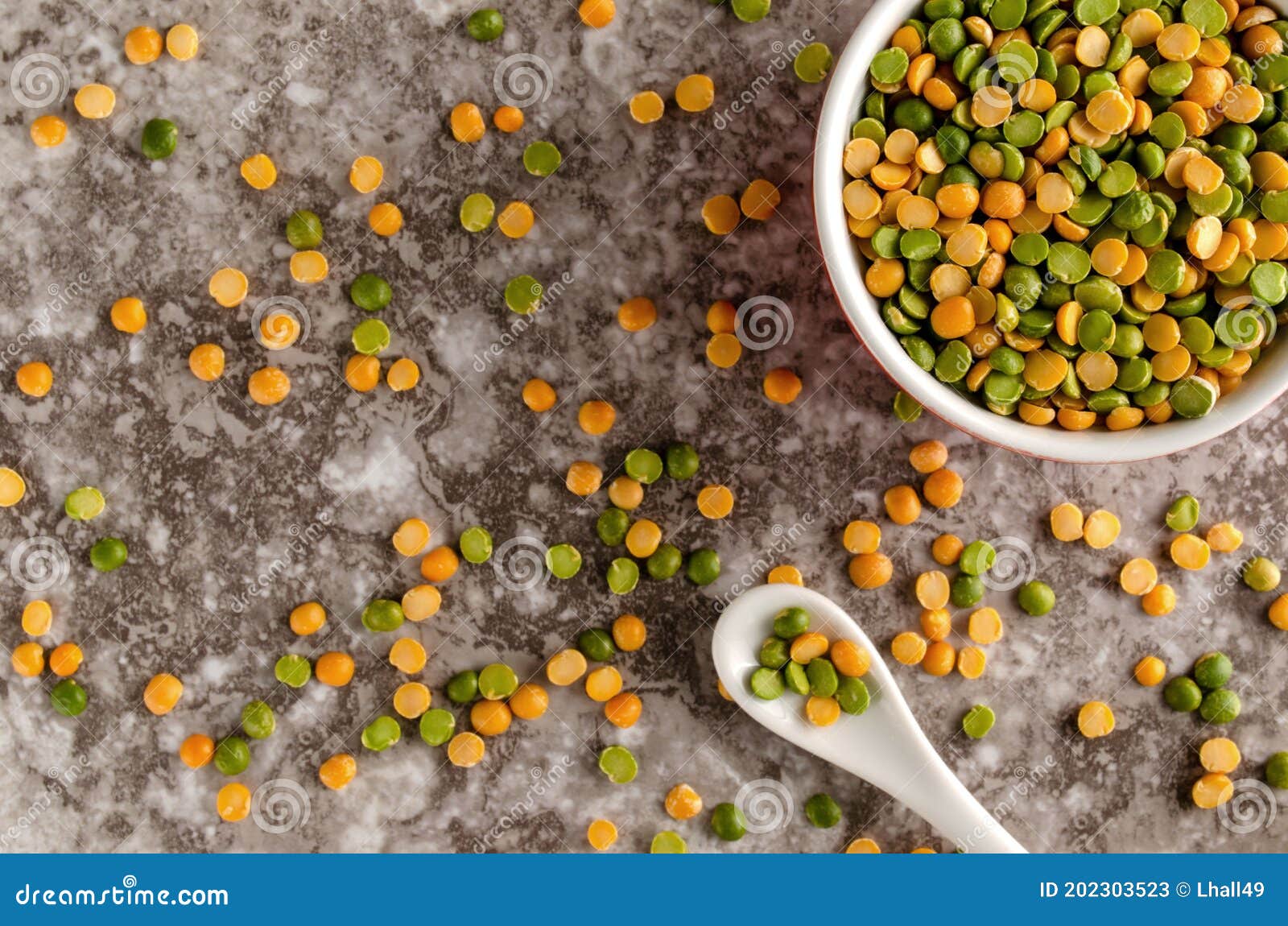 Raw Yellow and Green Split Peas Stock Image - Image of agriculture ...