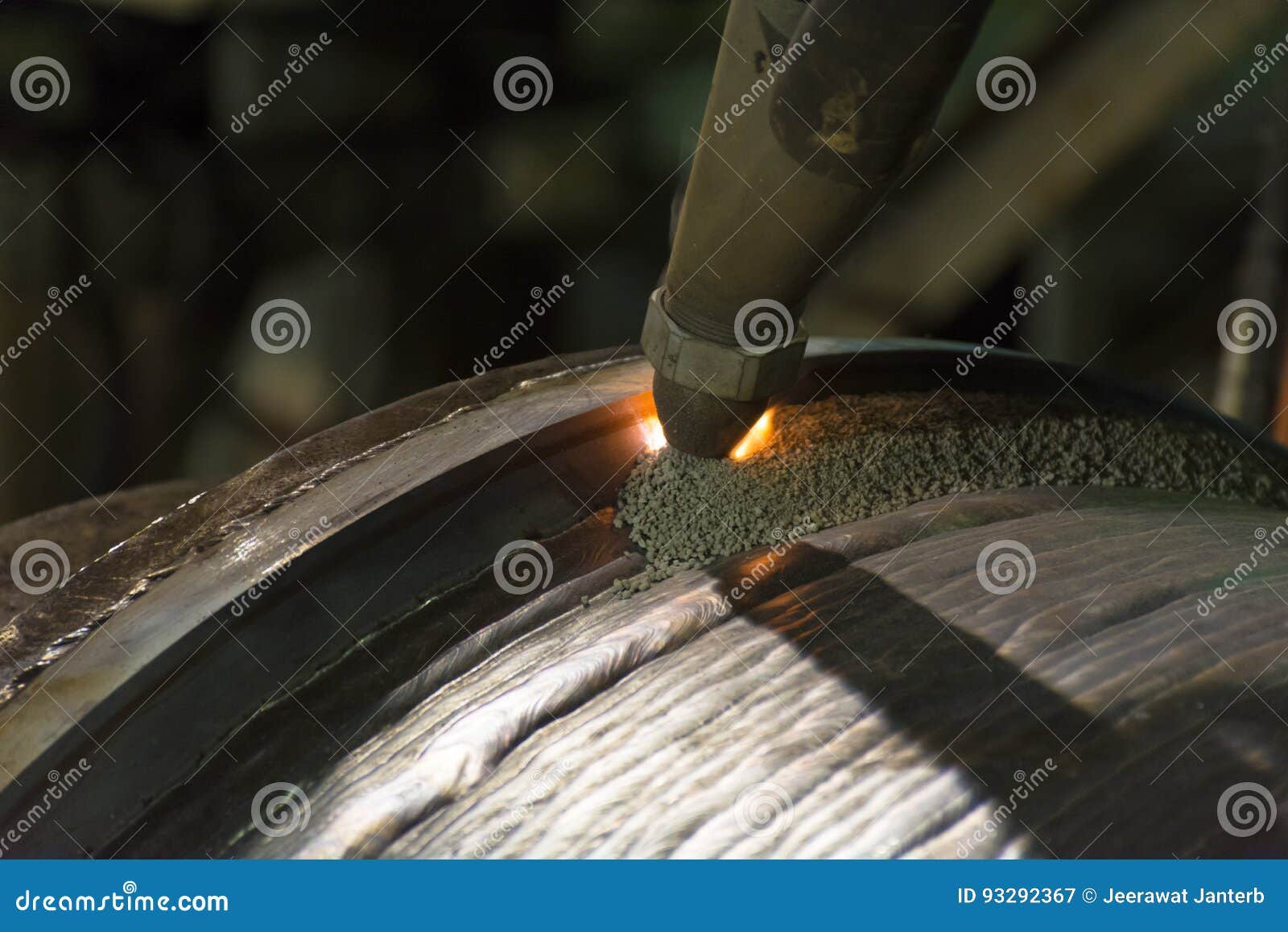 Overlay Welding Hard Surfacing of Steel Roll by Submerge Arc Welding ...