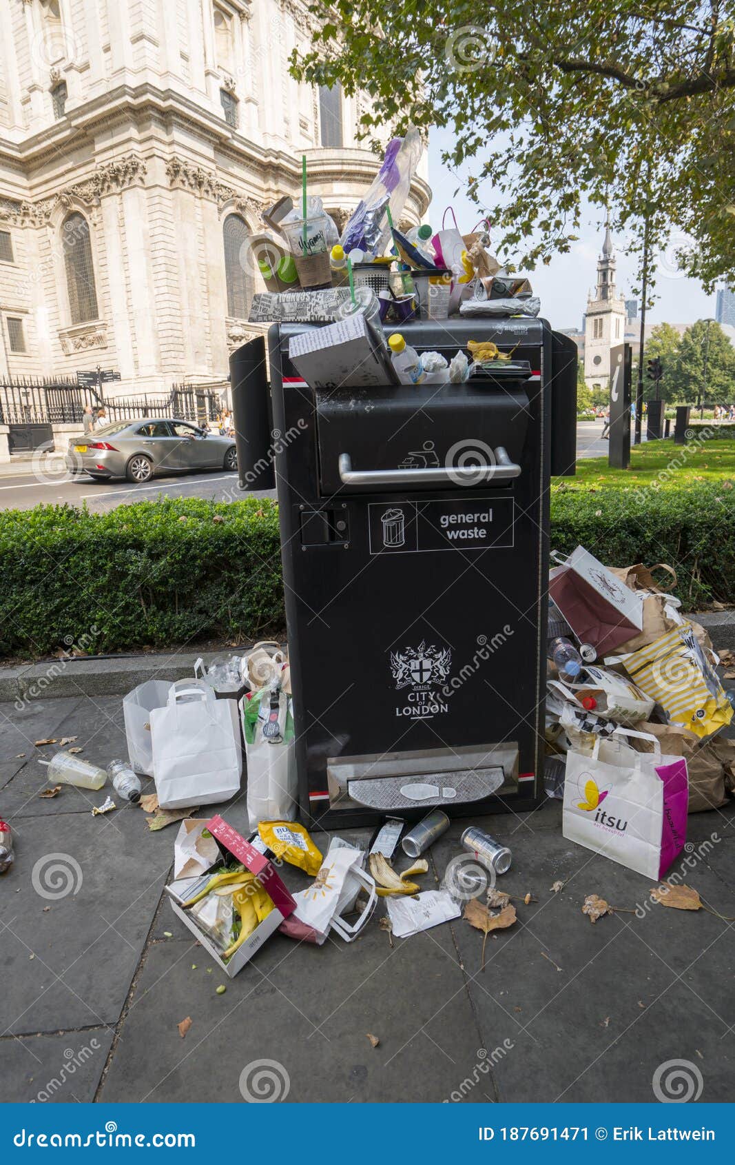 Overloaded Rubbish Bin in the City of London - LONDON, ENGLAND ...