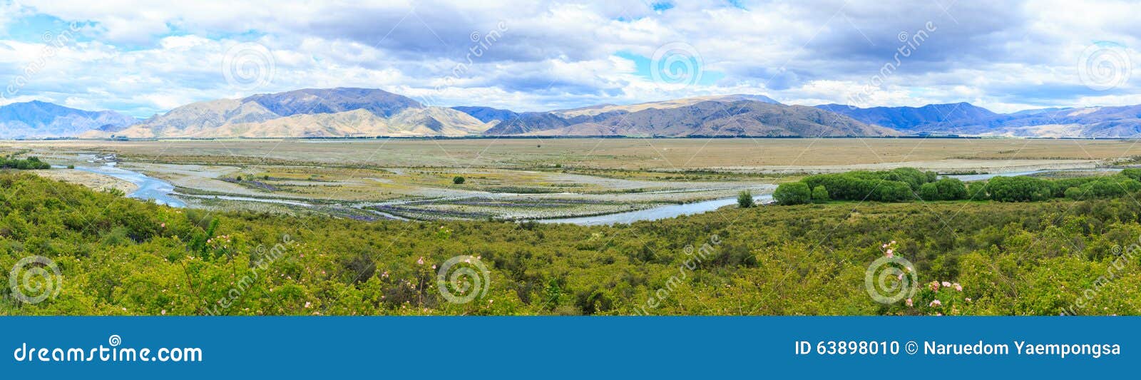 Overlook of Mountain and River Stock Photo - Image of botanic, cliffs ...