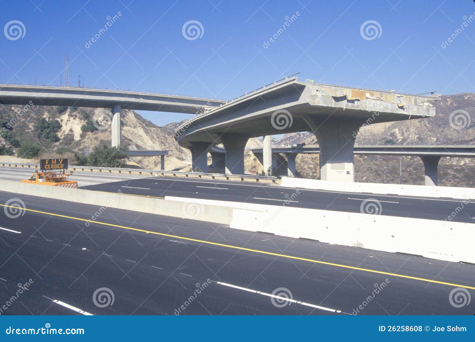 Overpass that Collapsed on Highway 10 Editorial Stock Photo - Image of ...
