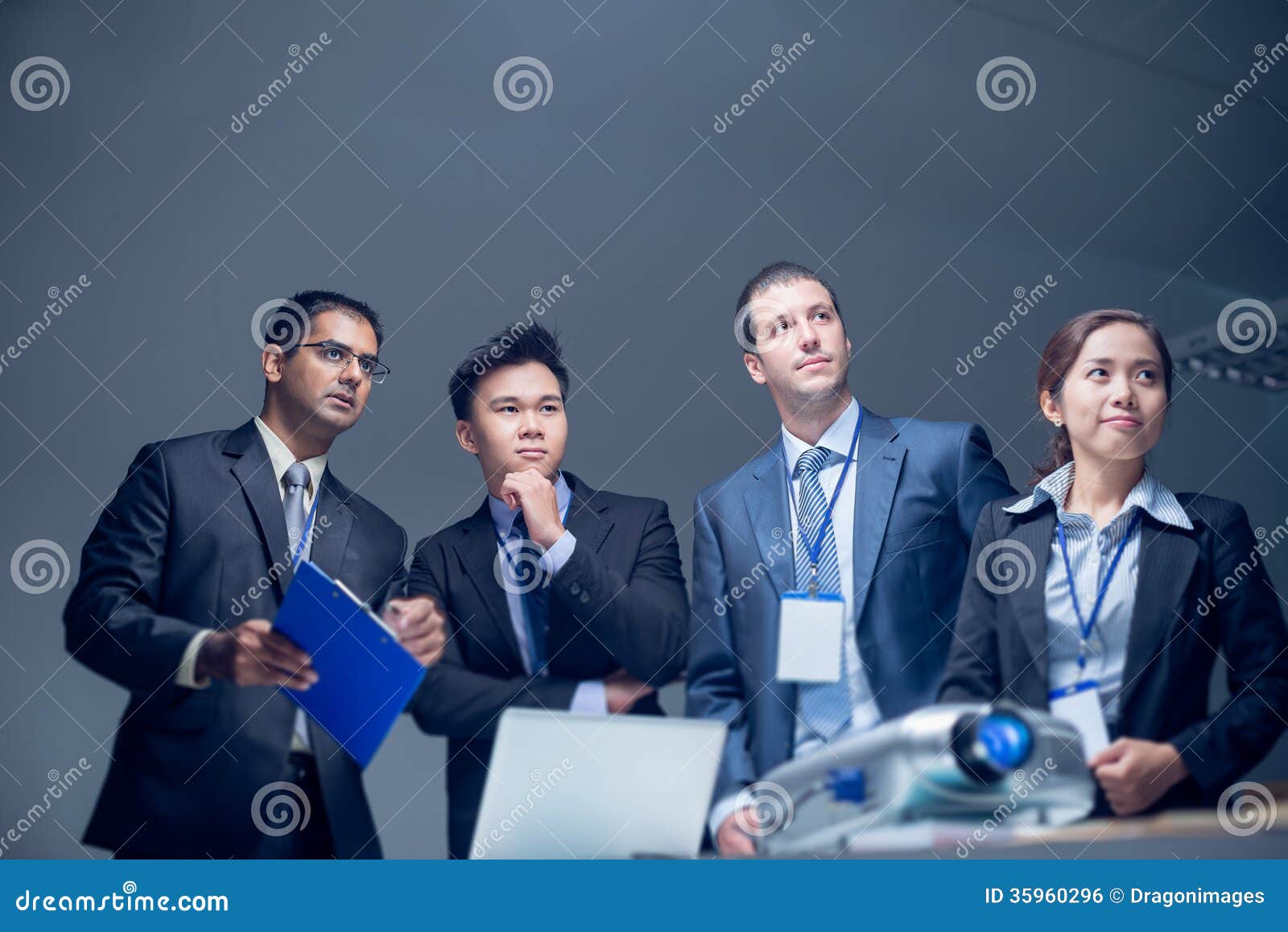 Overthinking photo stock. Image du businessman, instrument - 35960296