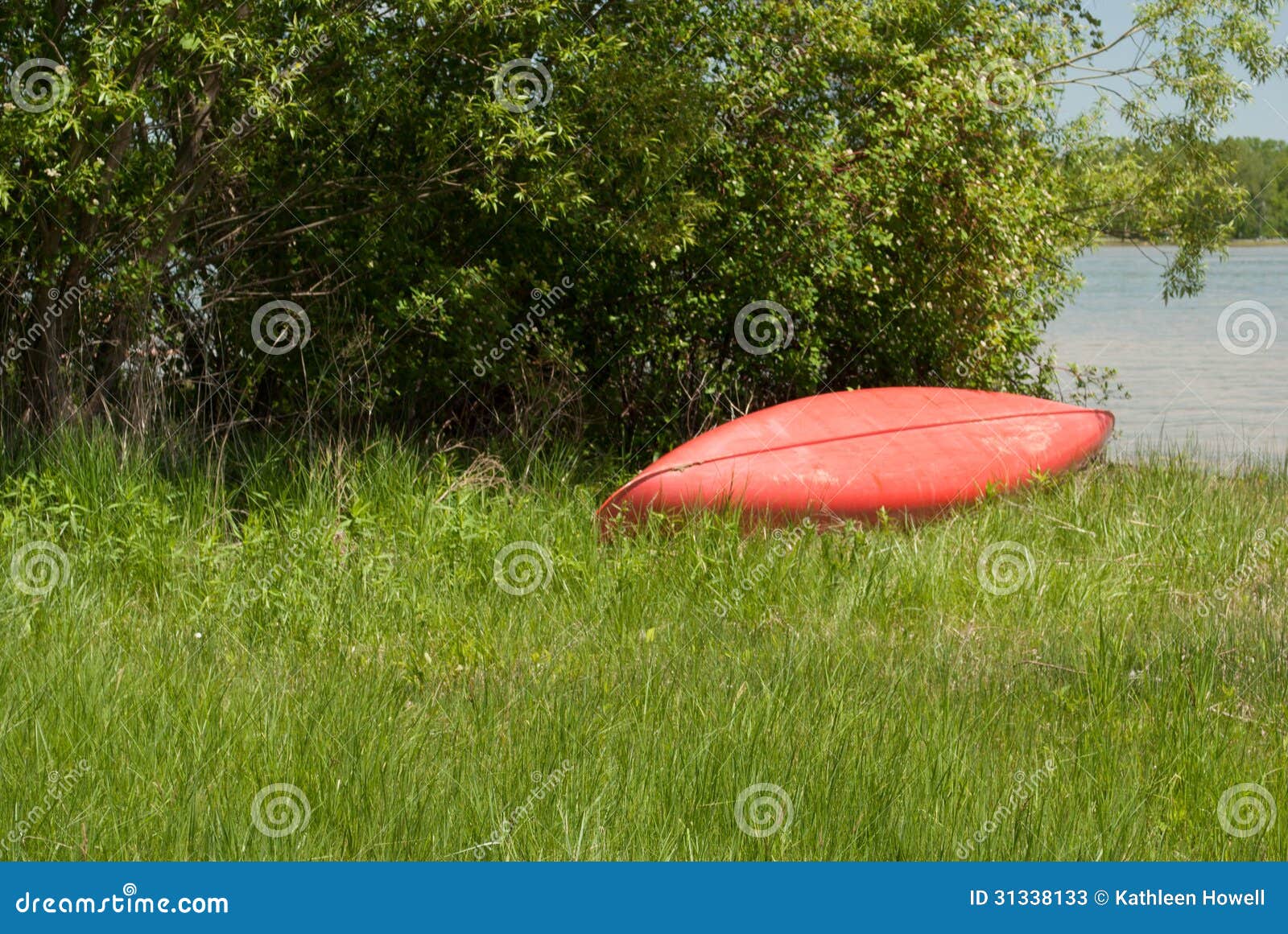 Overturned Canoe stock image. Image of lake, outdoors - 31338133