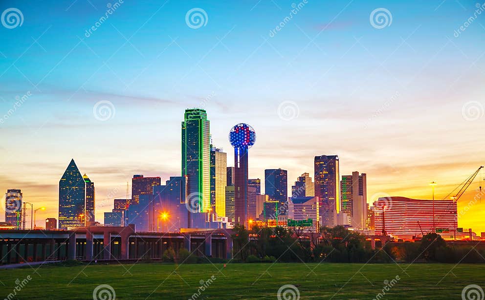 Overview of Downtown Dallas Stock Image - Image of famous, landscape ...