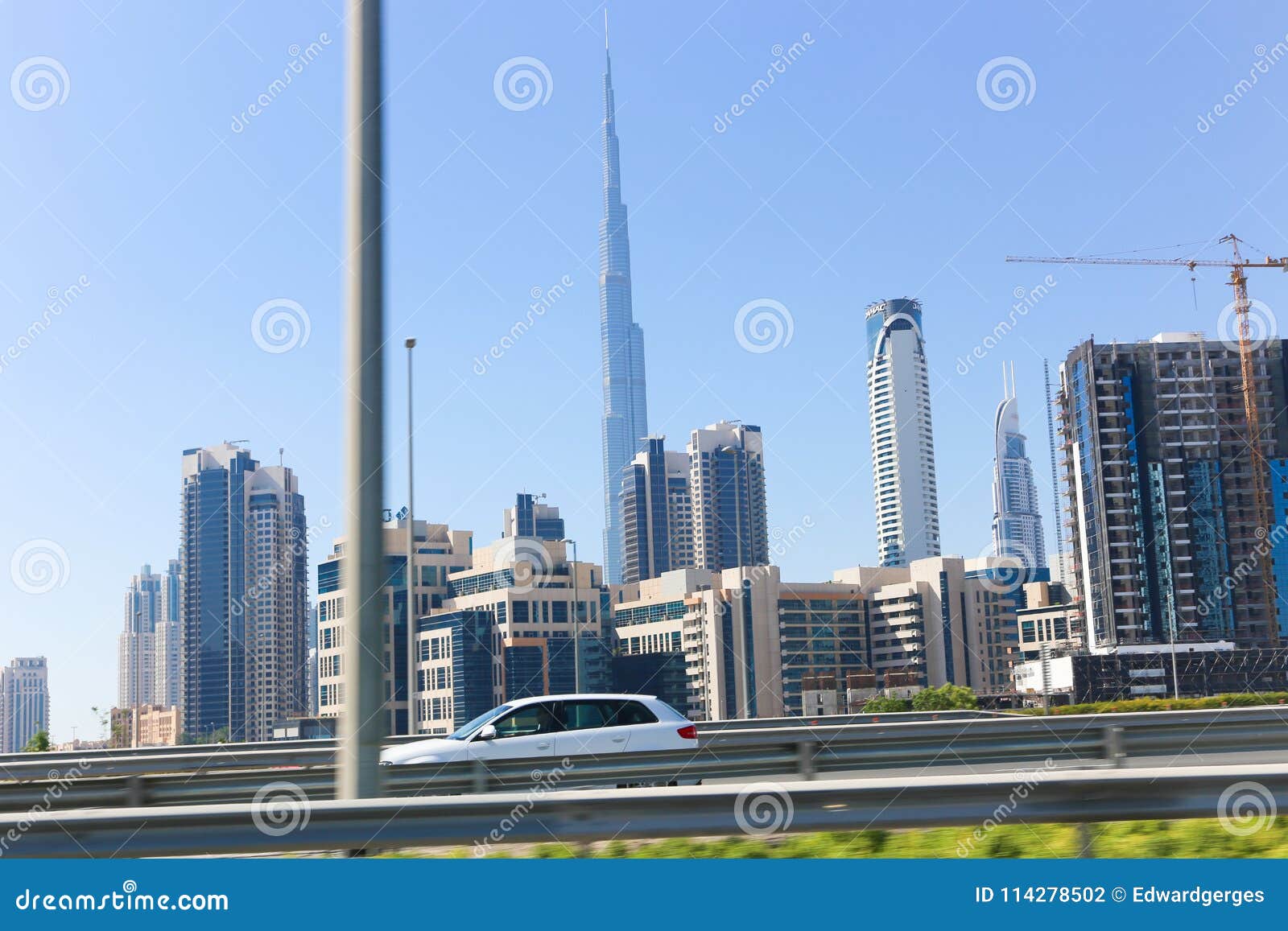 Overview of the Dubai editorial photography. Image of khalifa - 114278502