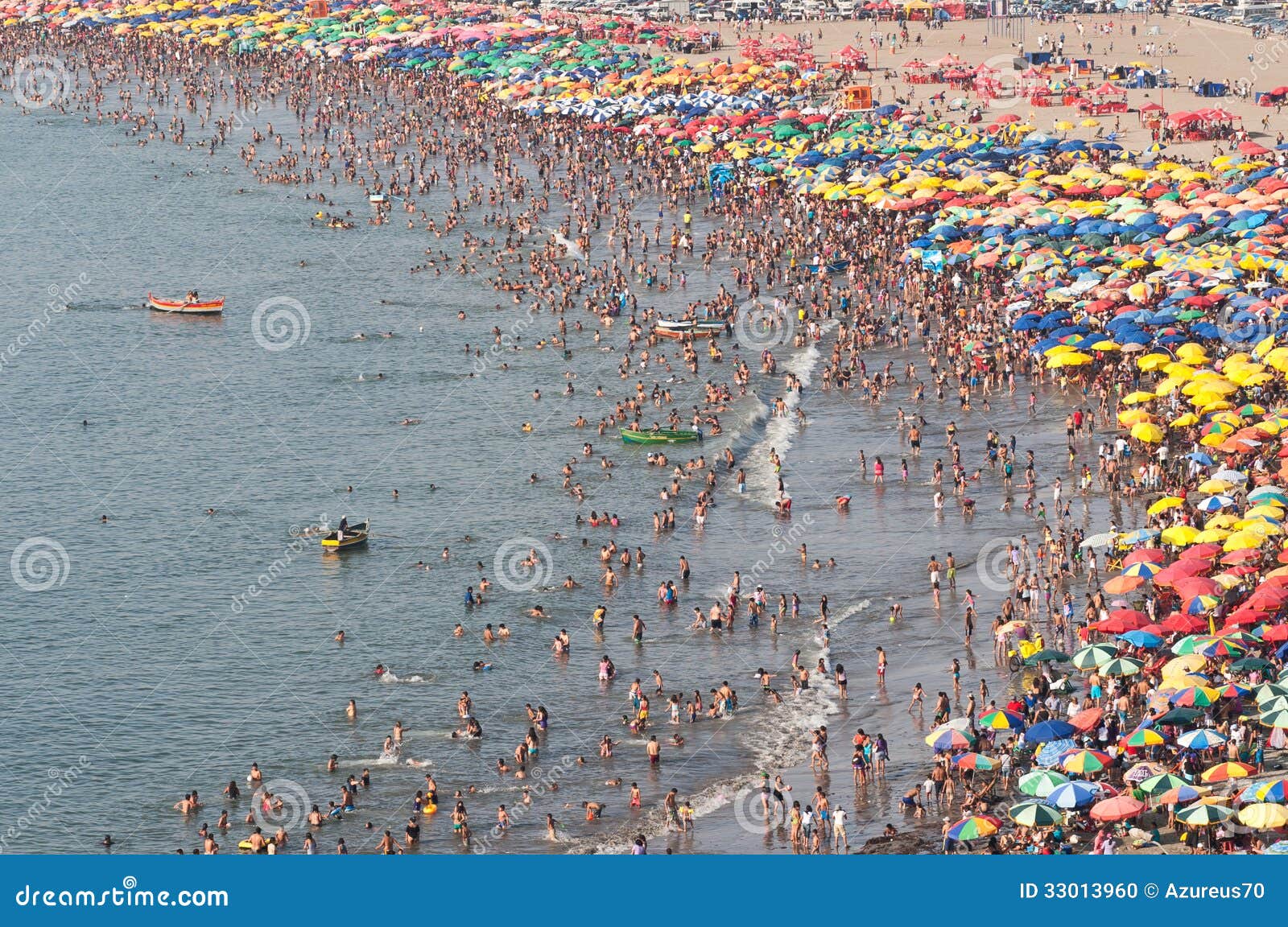 Overvol Strand stock foto. Image of zandig, peru, reserveonderdelen ...