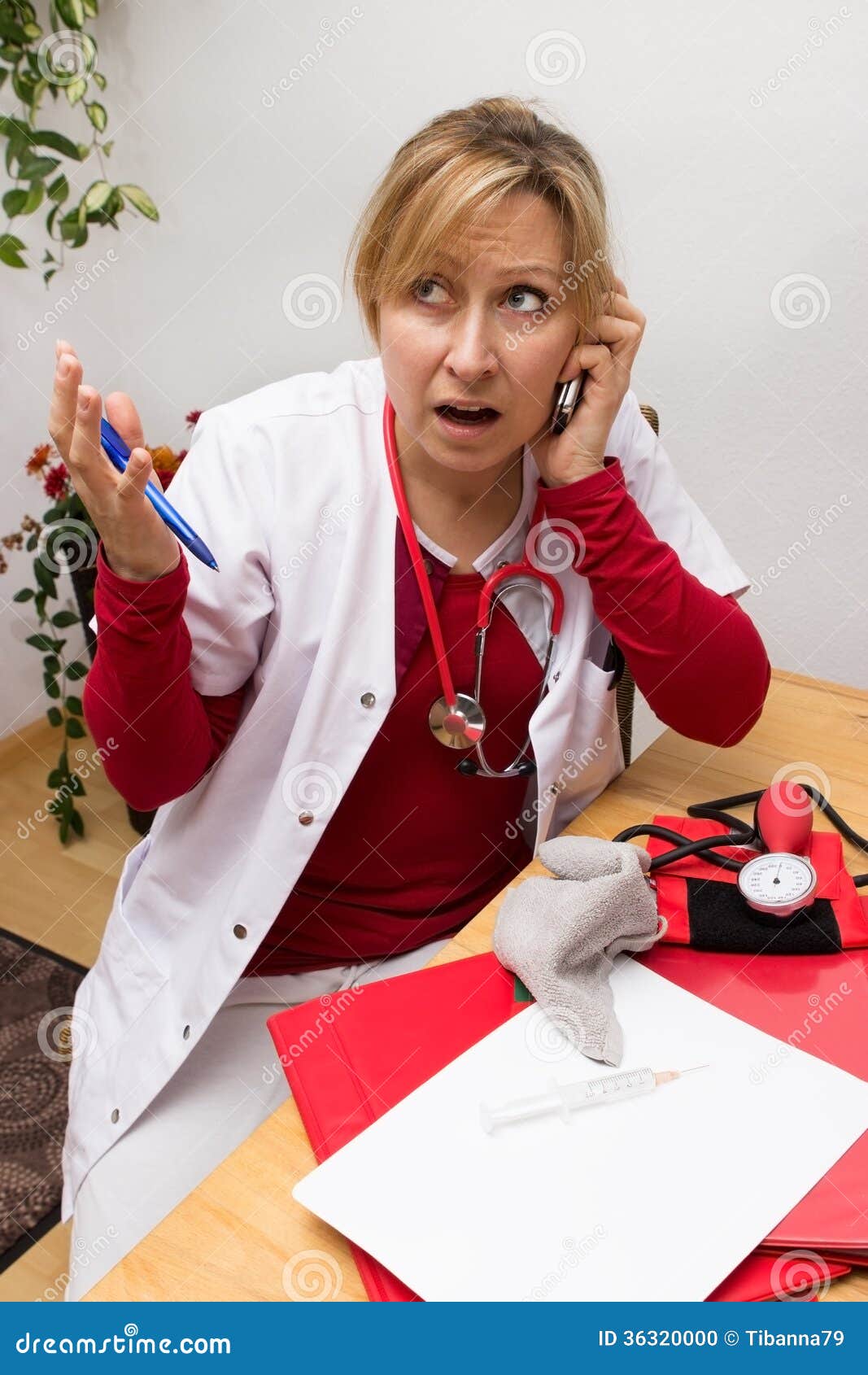 Overwhelmed nurse stock photo. Image of call, overwhelmed - 36320000